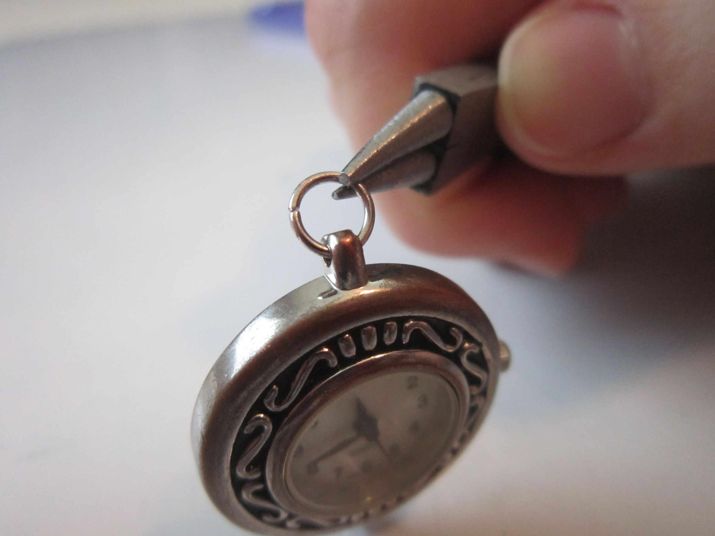 Interchangeable Bracelet Watch : 10 Steps - Instructables