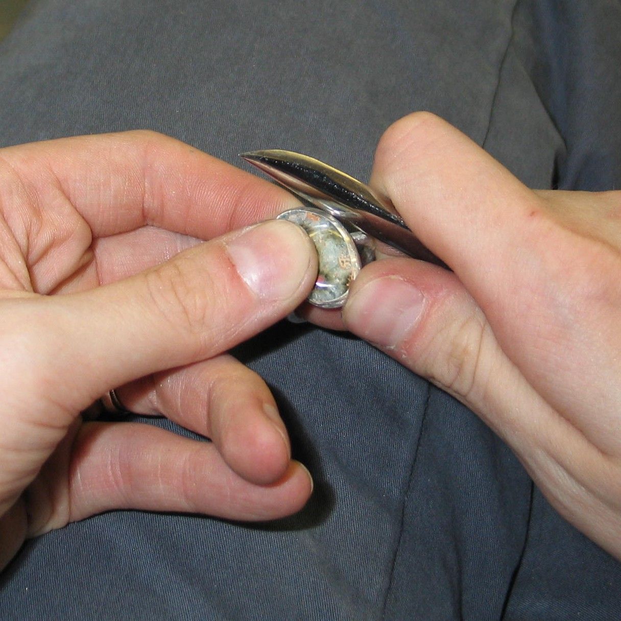 Bezel-Setting Tutorial : 19 Steps (with Pictures) - Instructables