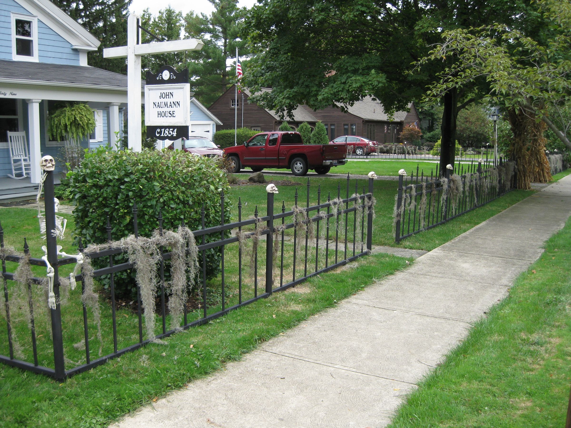 Halloween Cemetery Fence : 15 Steps (with Pictures) - Instructables
