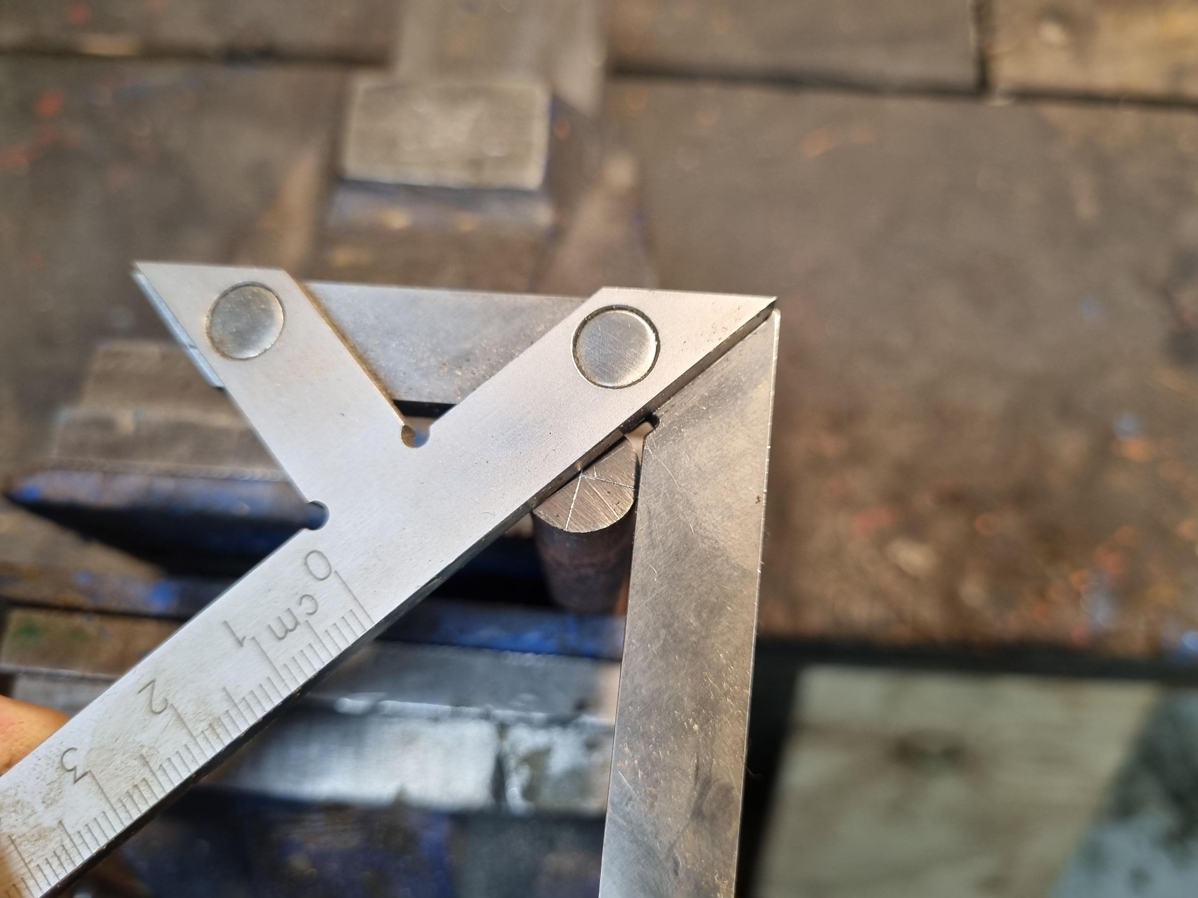 Gouge Chisel : 7 Steps - Instructables