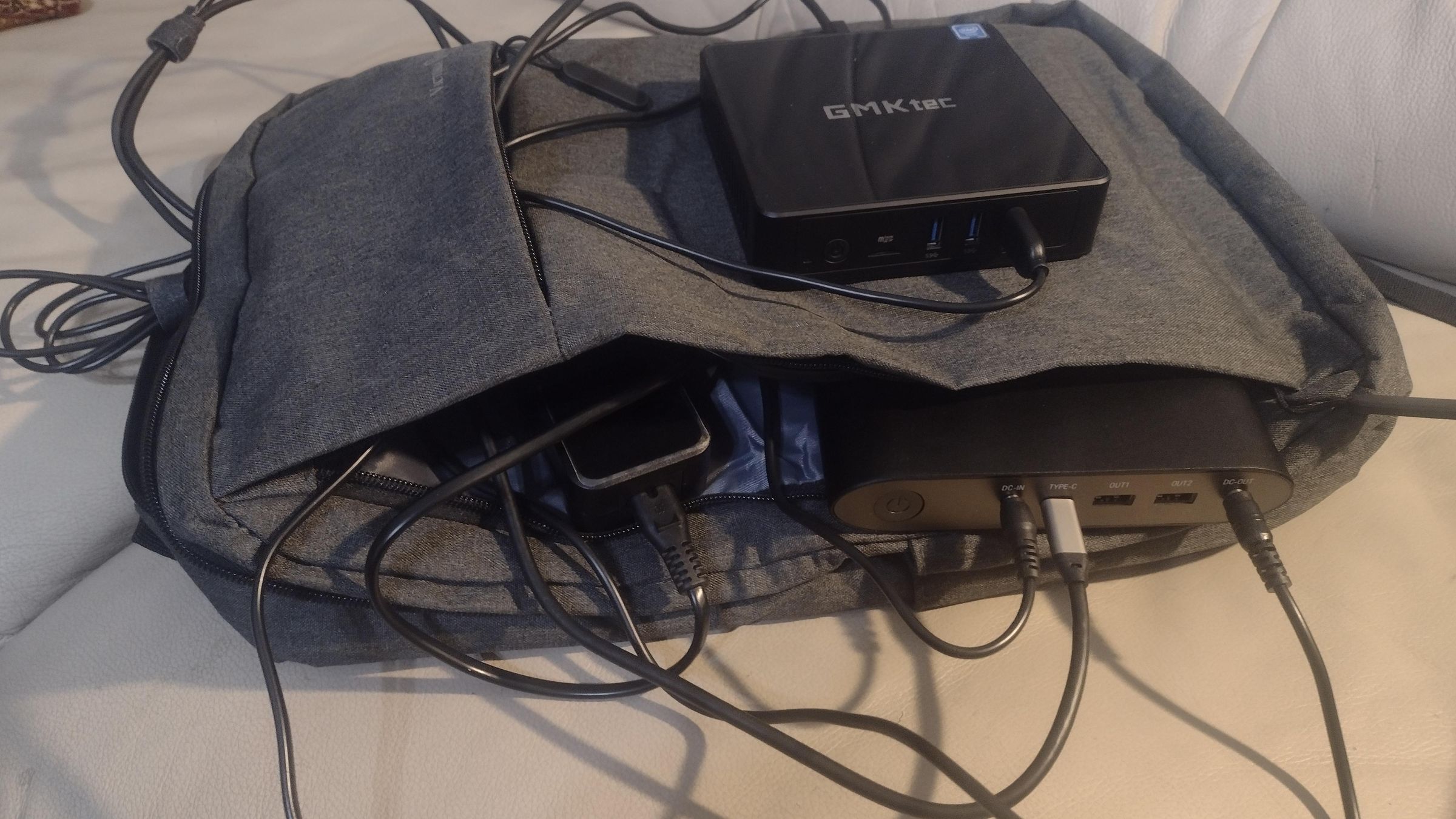 Portable Battery-Powered Backpack Computer : 11 Steps (with Pictures ...