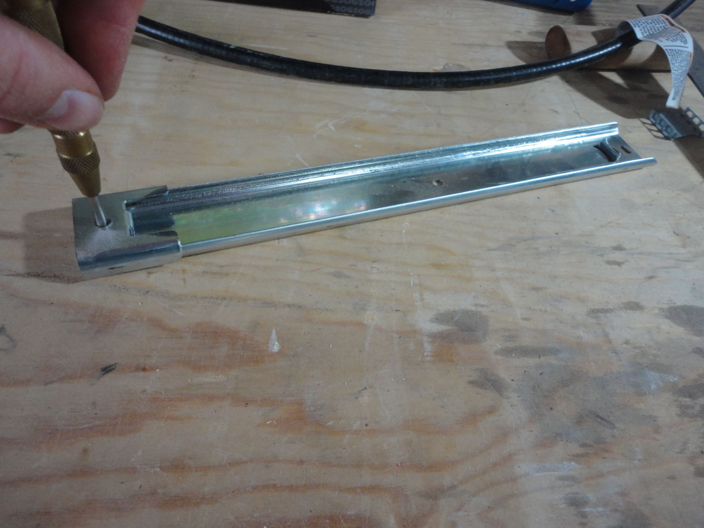 Assassin's Creed Hidden Blade - Functional Prop!! : 13 Steps (with ...