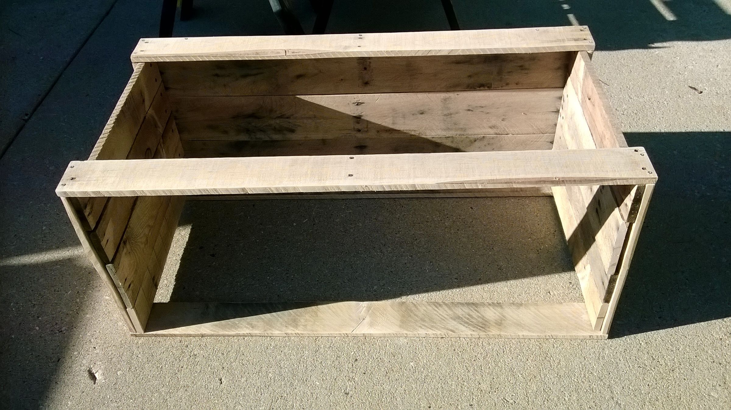False Bottom Trunk From Reclaimed Wood (Pallets) : 7 Steps (with ...