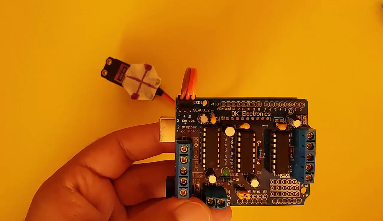 Arduino : How to Control Servo Motor With Motor Shield : 5 Steps (with ...