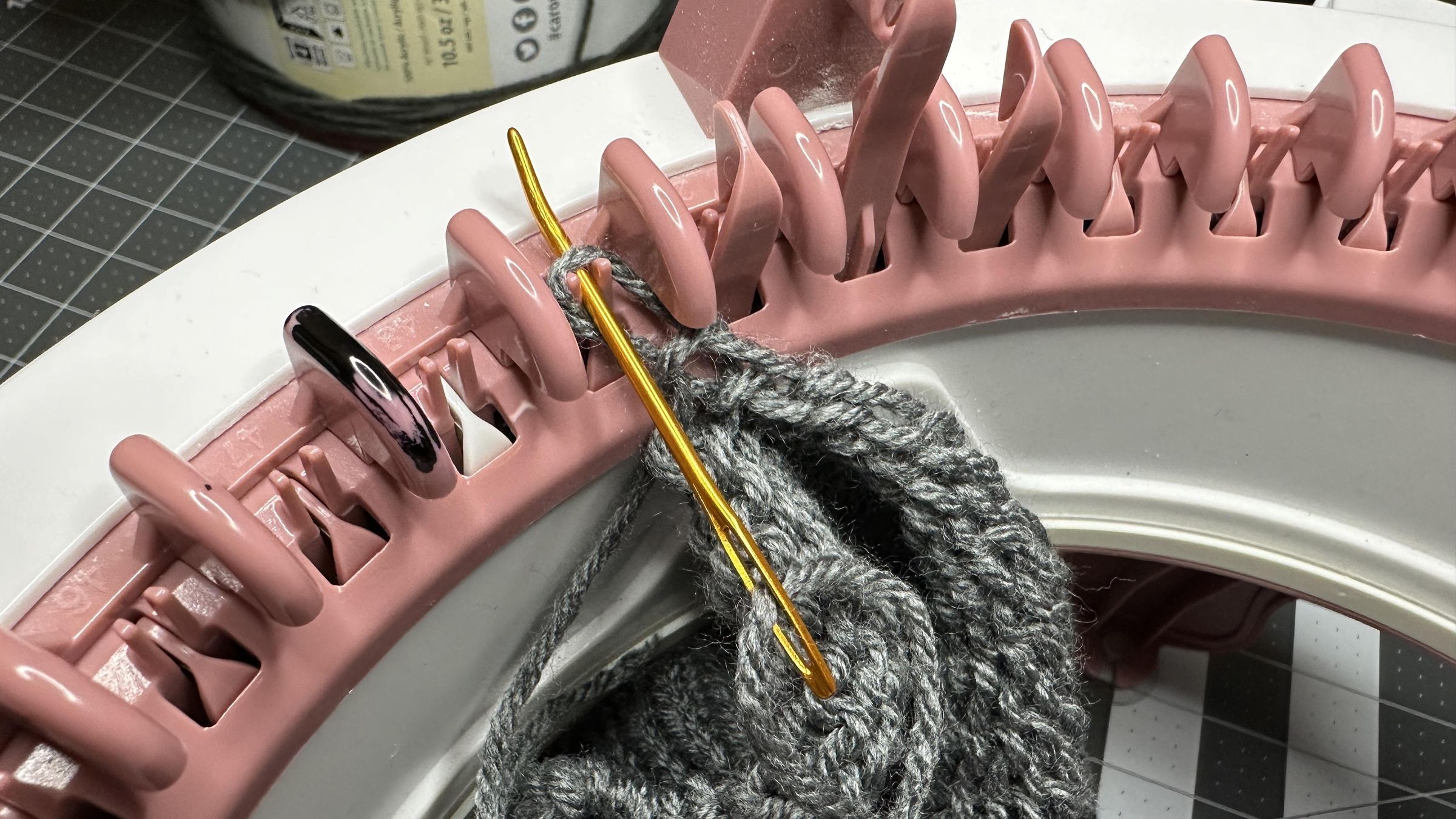 The 20 Minute Knitting Machine Beanie : 18 Steps (with Pictures ...
