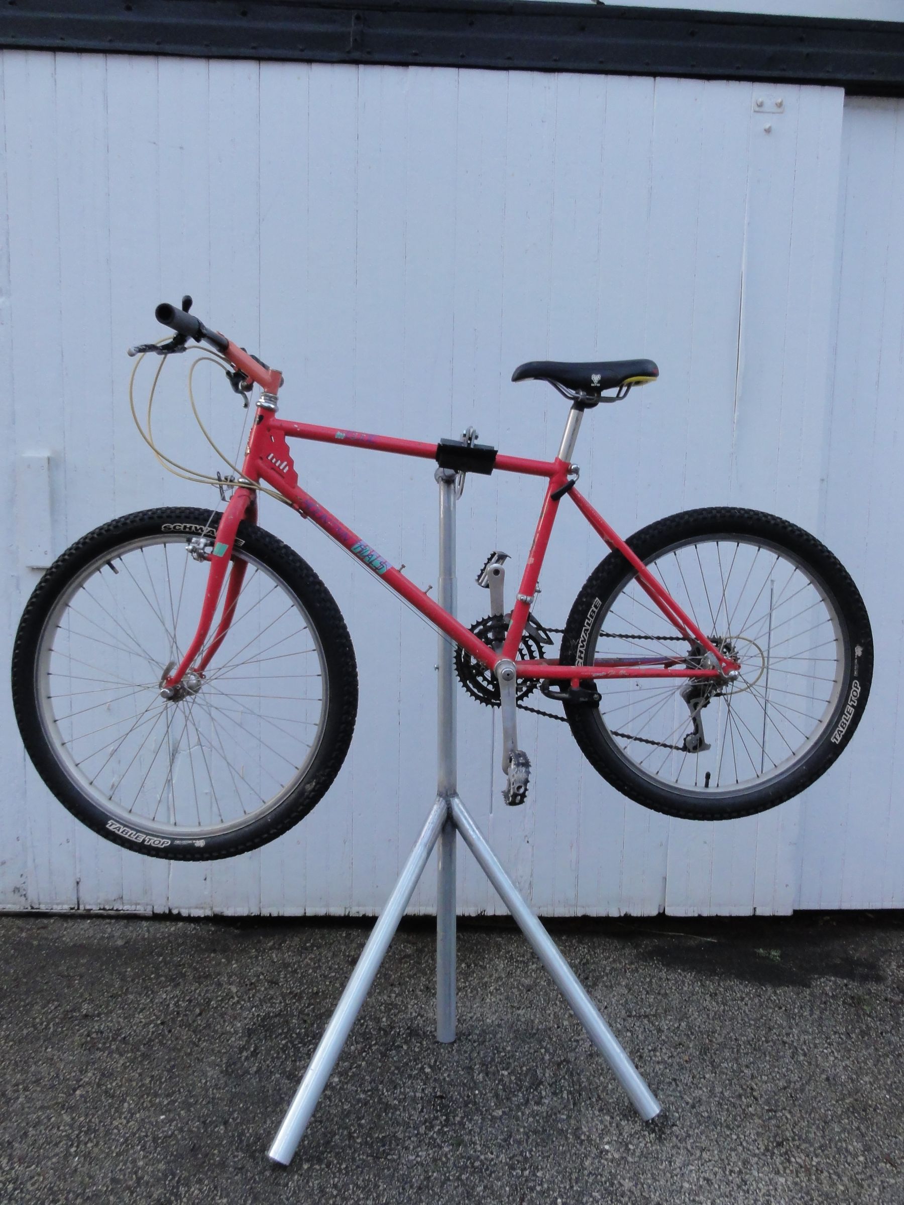 Homemade Bike Repair Stand : 6 Steps (with Pictures) - Instructables