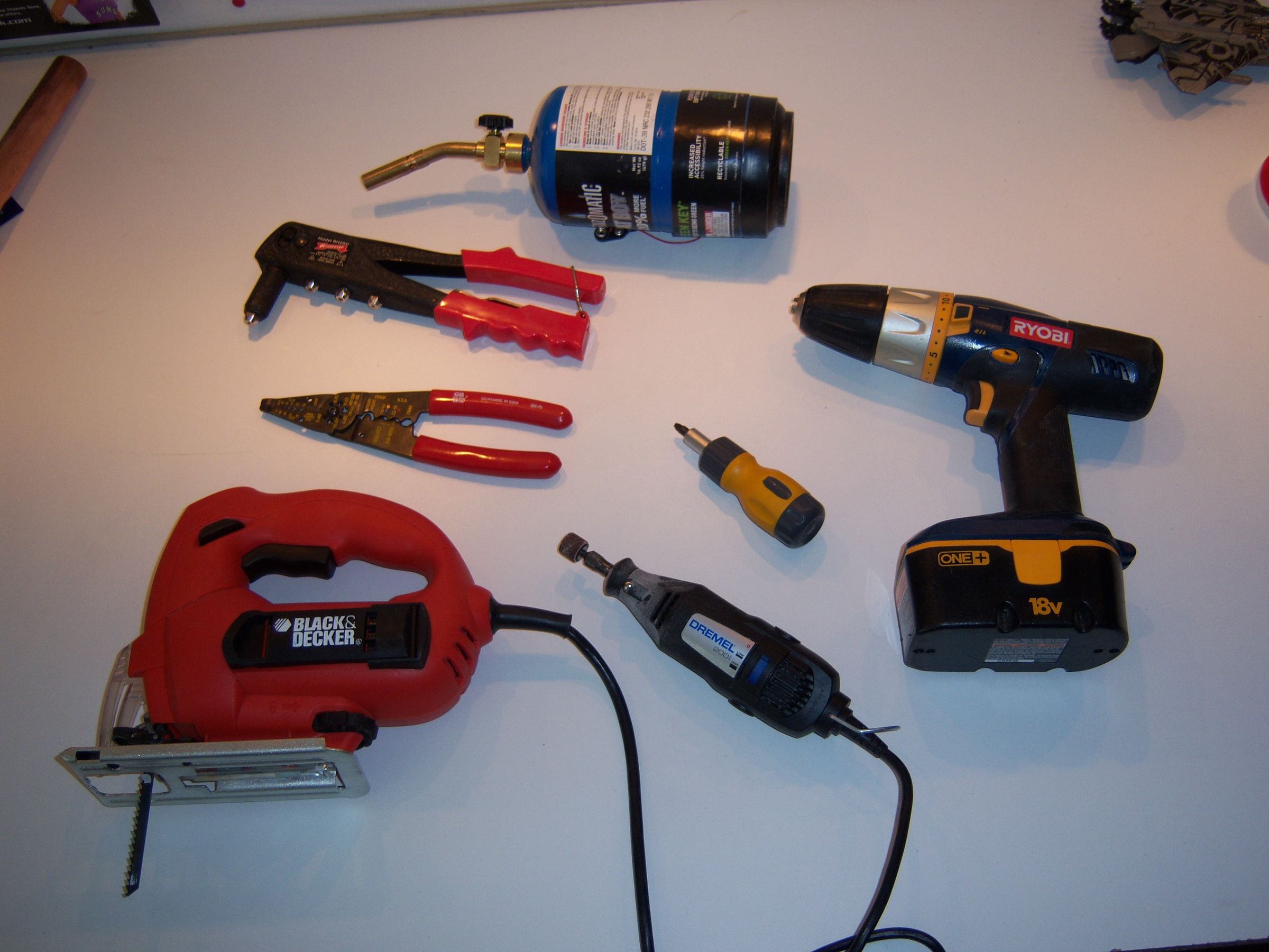 Handheld Rocket Launcher!! : 13 Steps (with Pictures) - Instructables