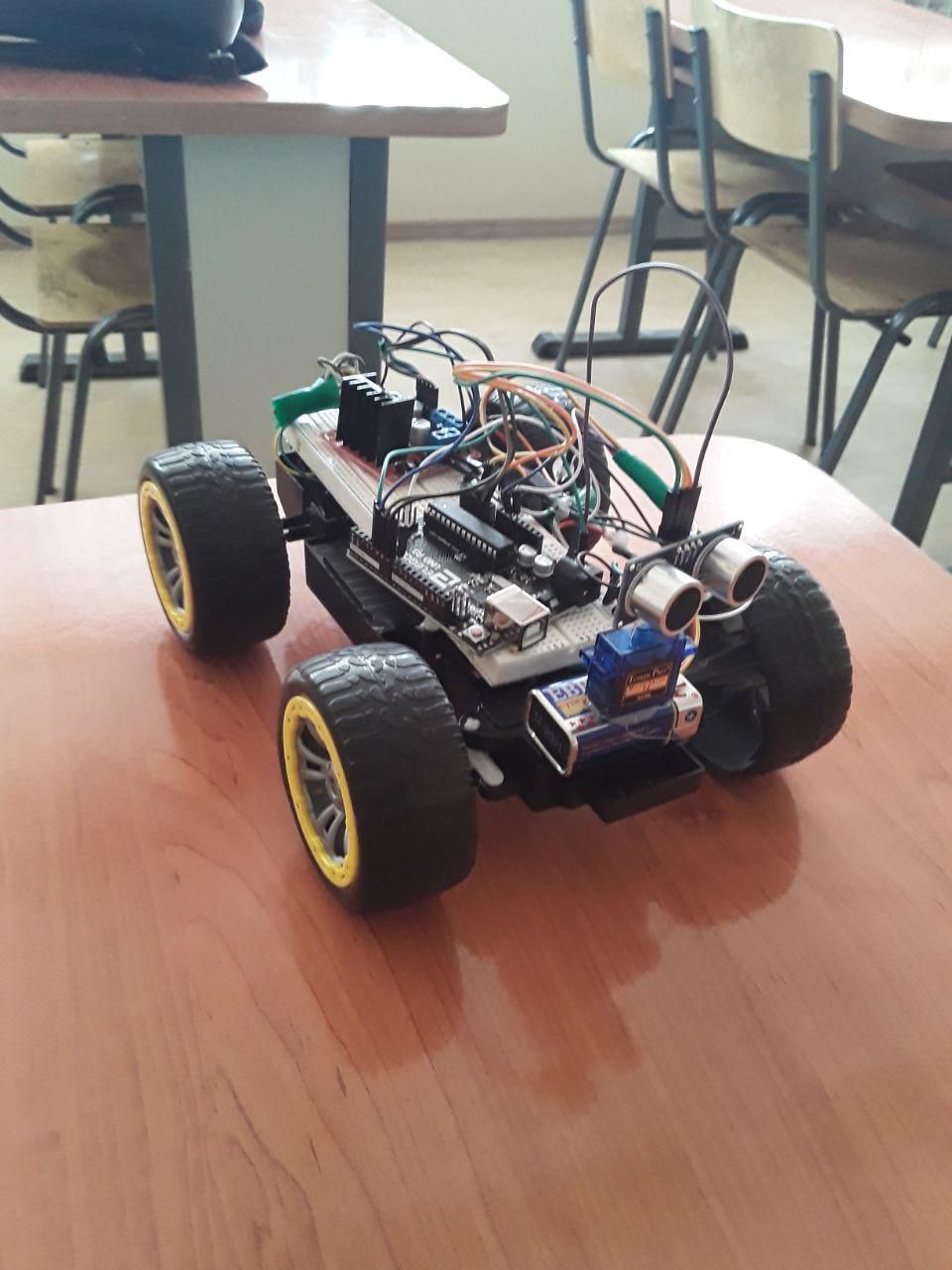 Obstacle Avoiding Robot Using Arduino (4 Wheels) : 4 Steps - Instructables
