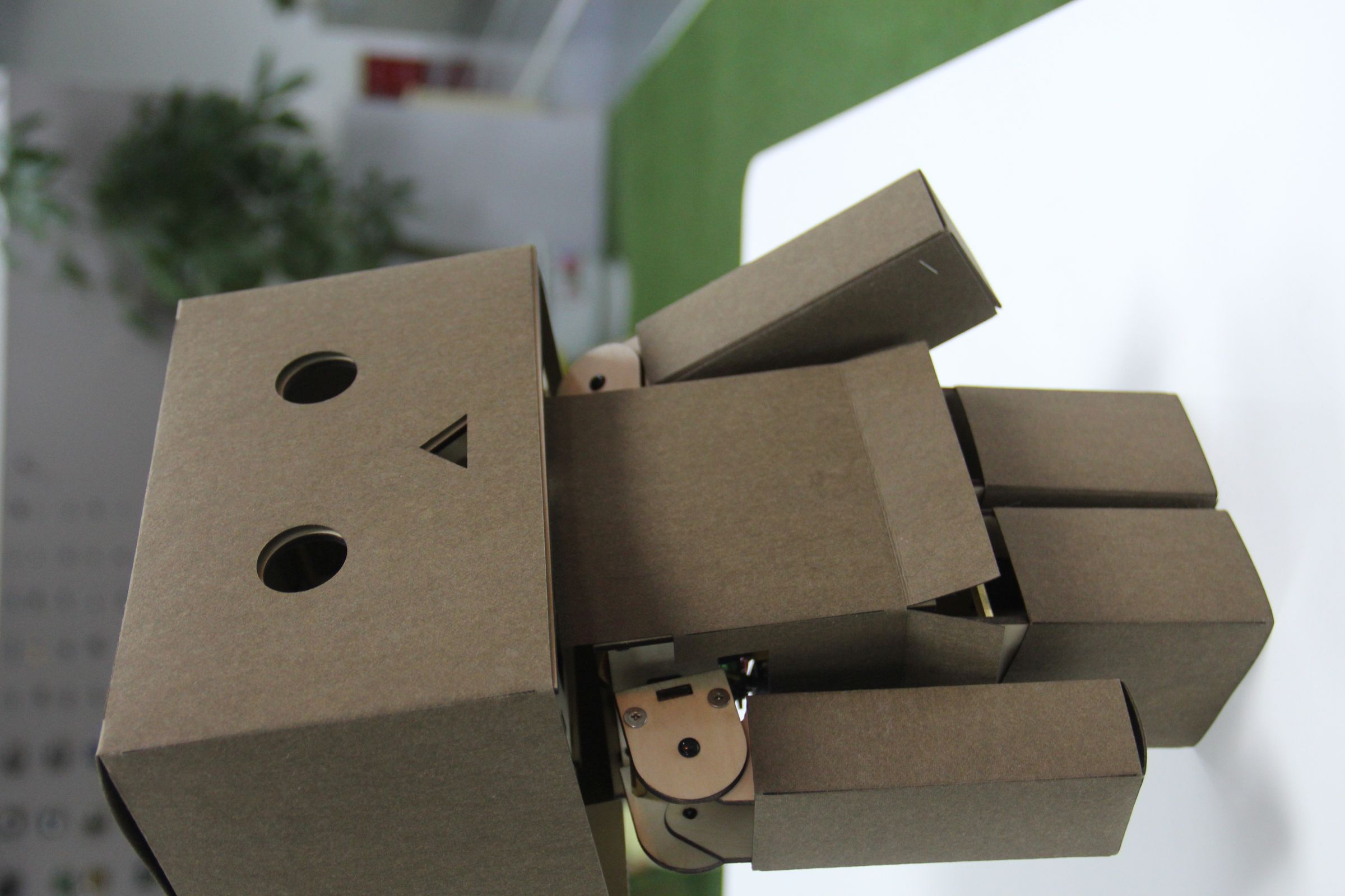 DIY a Christmas 'Danbo' Robot With Remote Control : 14 Steps (with ...
