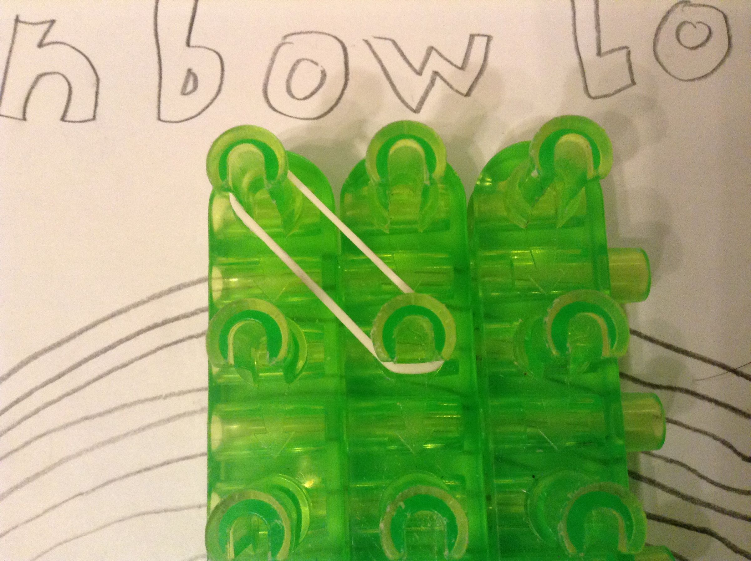 Rainbow Loom Heart Charm : 7 Steps - Instructables