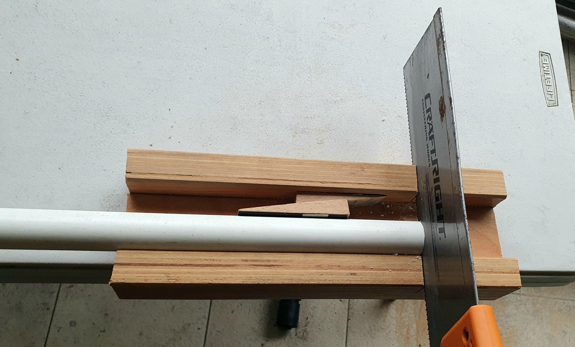 Wooden Cutting Box and Clamp : 3 Steps (with Pictures) - Instructables