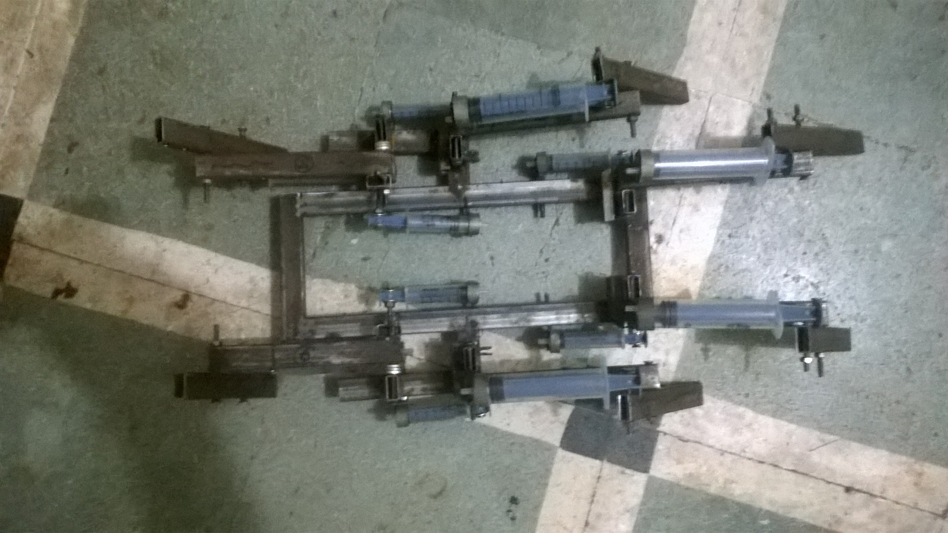 Six Leg Hydraulically Driven Spider - Instructables