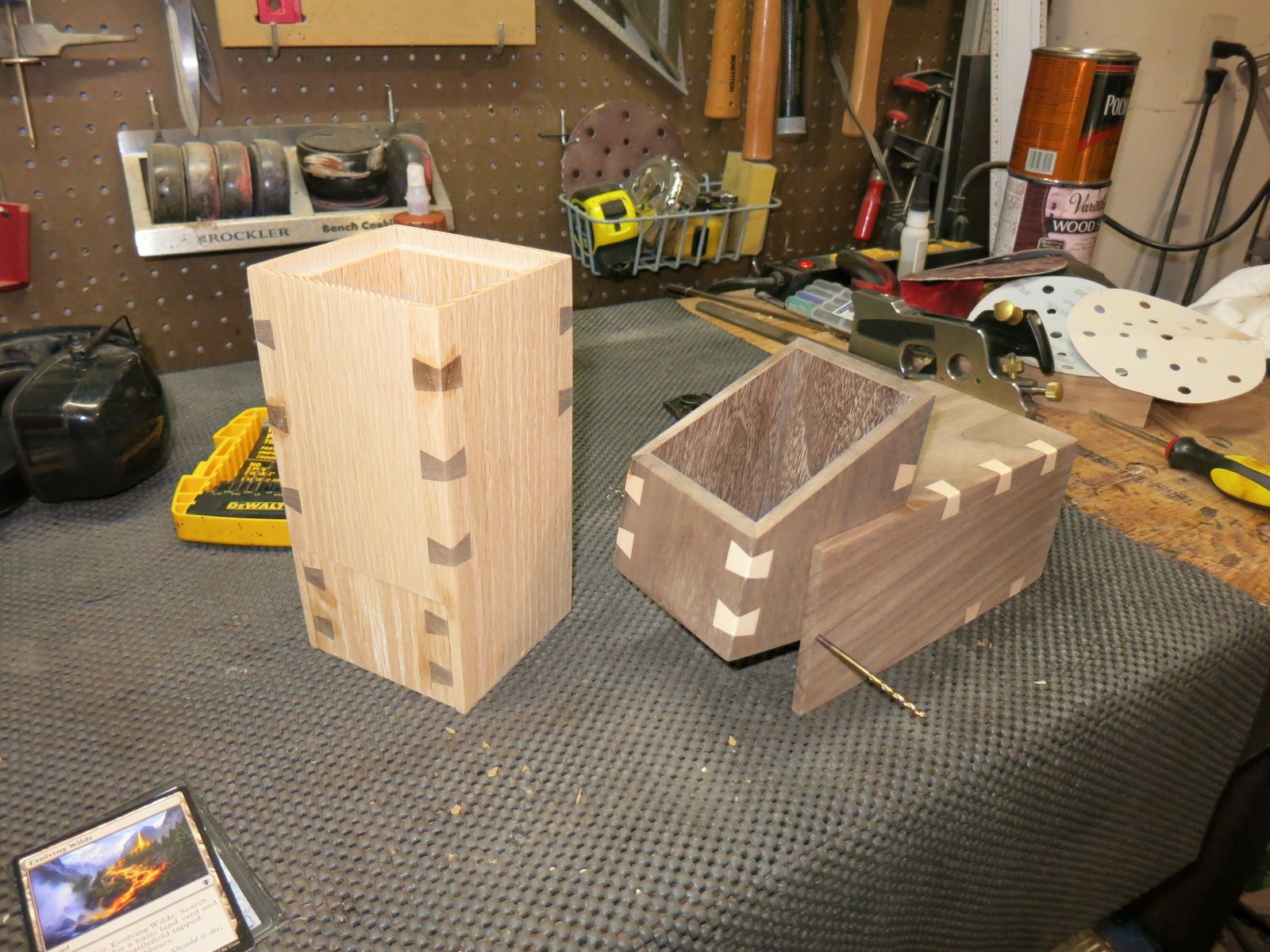 MTG Ultimate Deck Boxes : 8 Steps (with Pictures) - Instructables