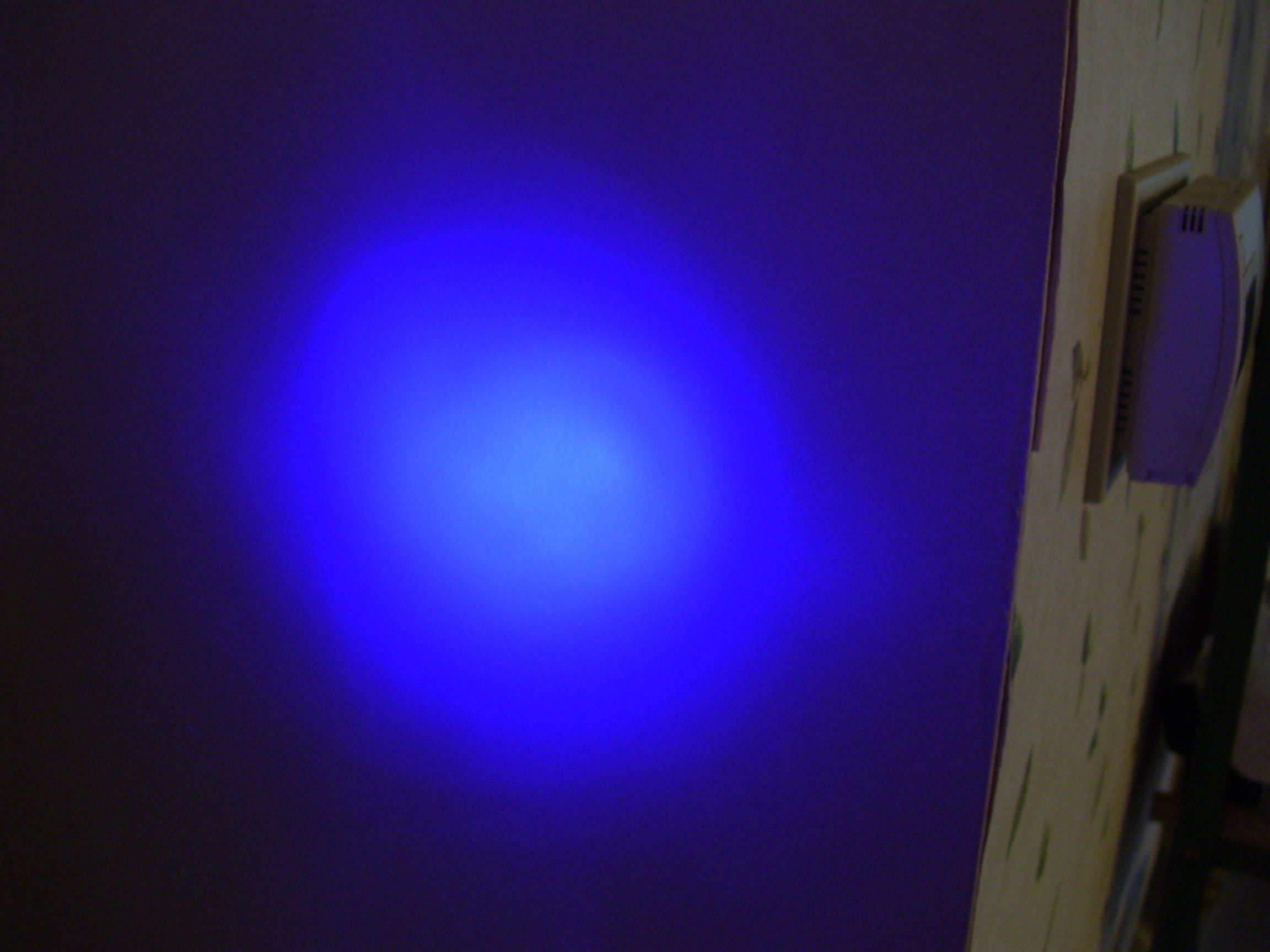 Harbor Freight Led Flashlight-----of DEATH!! : 5 Steps (with Pictures) - Instructables