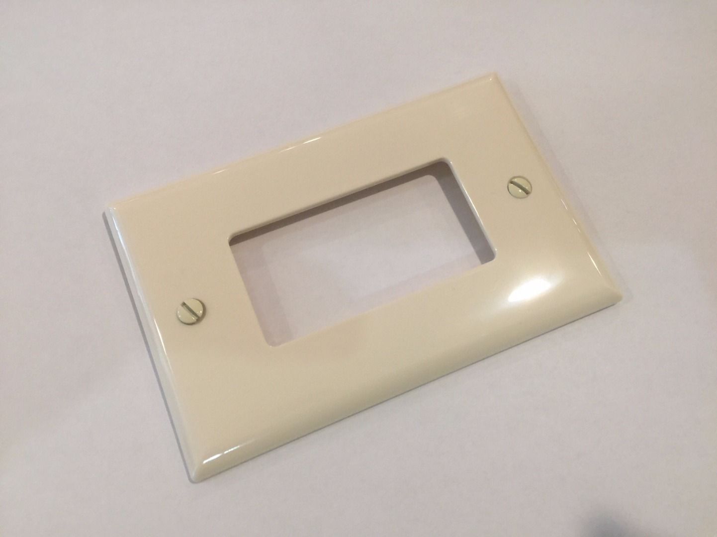 Hidden Outlet Camera : 11 Steps (with Pictures) - Instructables