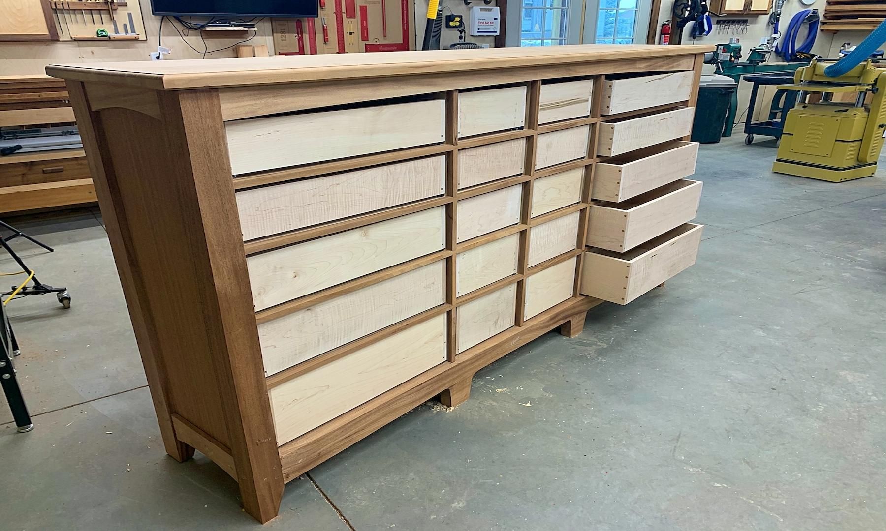 Massive Chest of Drawers : 23 Steps (with Pictures) - Instructables