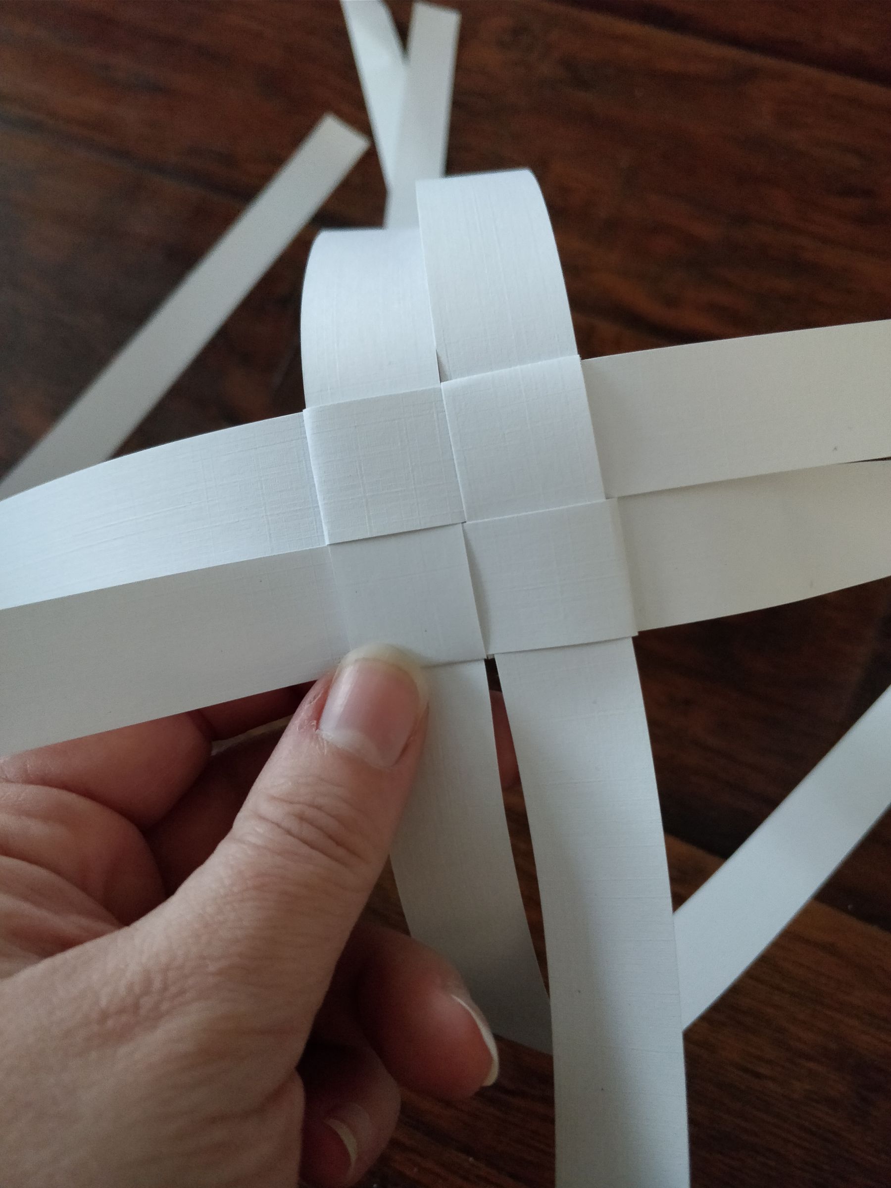 European Paper Stars : 8 Steps (with Pictures) - Instructables
