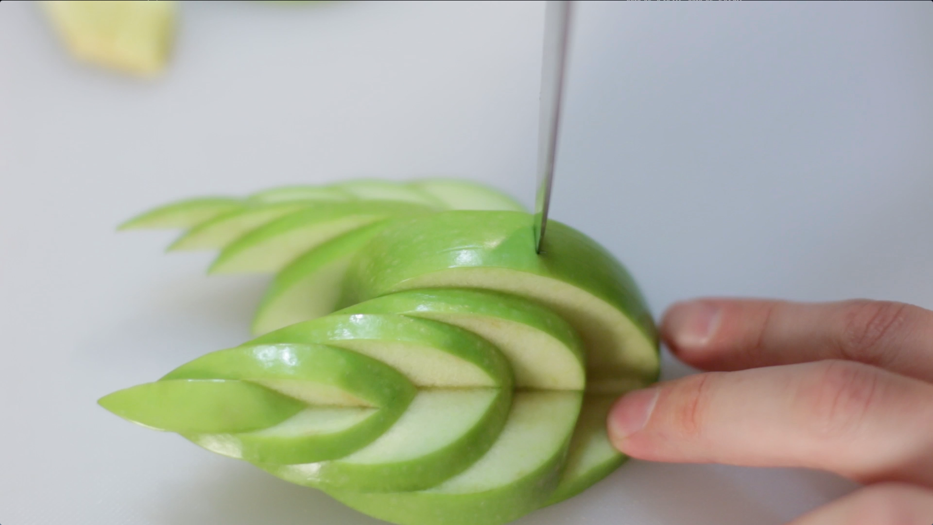 Edible Apple Swan : 9 Steps (with Pictures) - Instructables