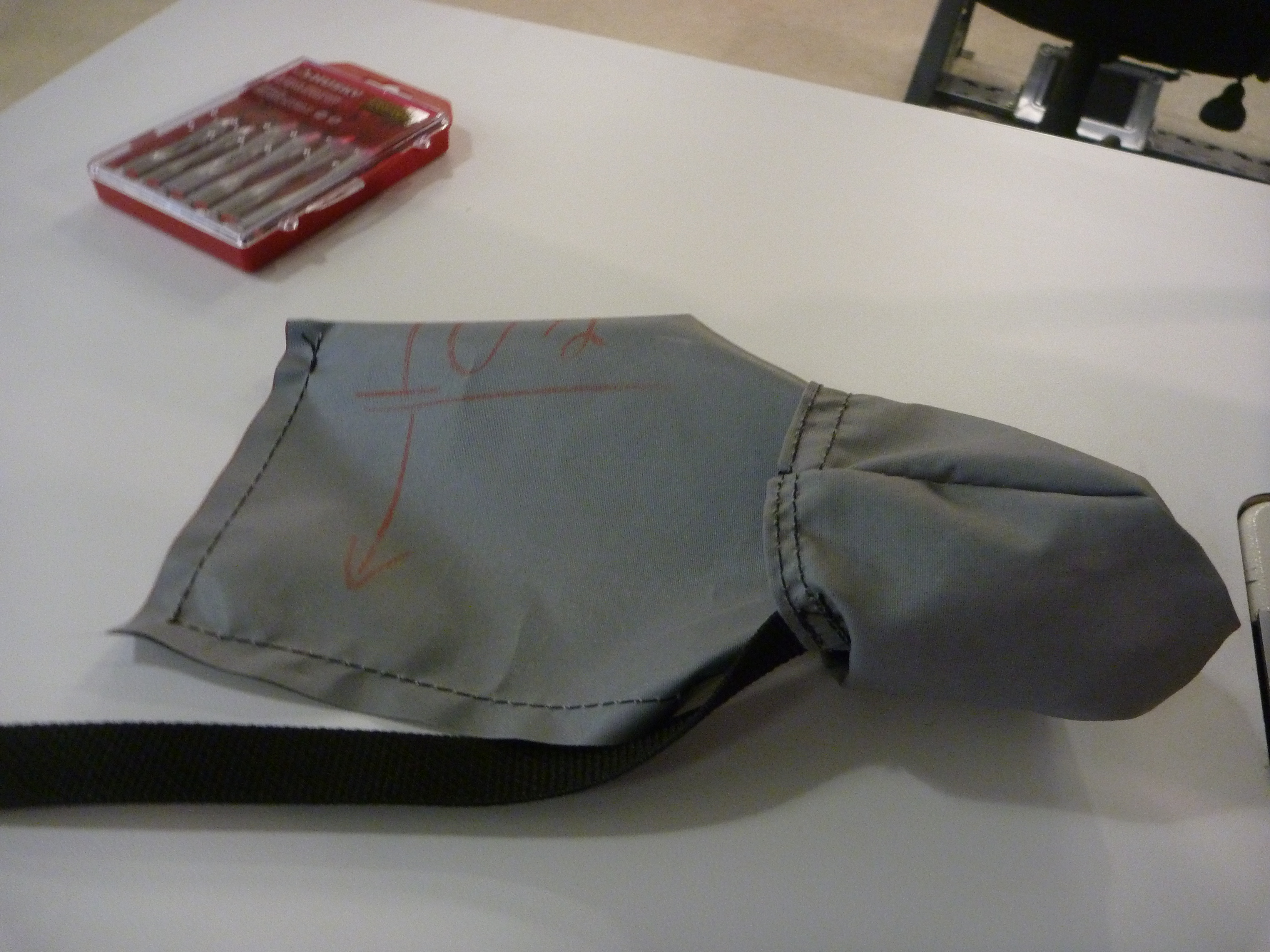 Making a Burgee Cover for Your Boat : 16 Steps - Instructables