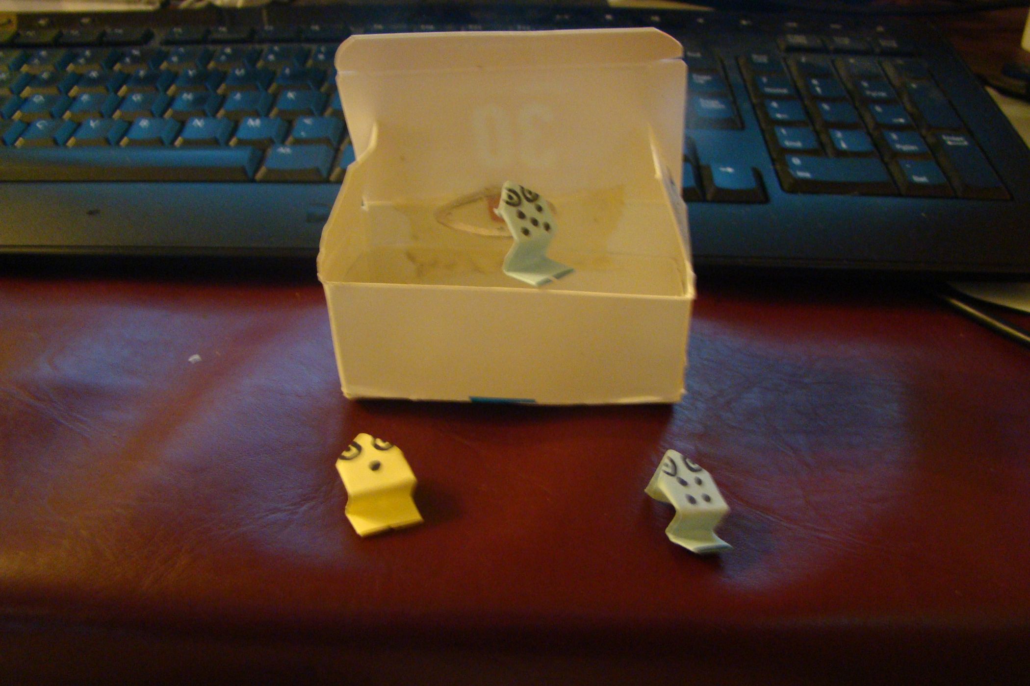 Froggy B-ball Pocket Game : 5 Steps - Instructables