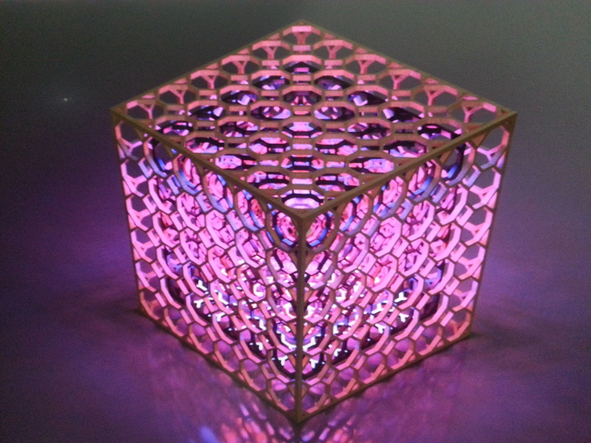 Design Glowing Cube Infinite Projection : 4 Steps - Instructables