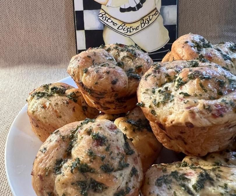 Sharp Cheddar Knot Rolls : 17 Steps (with Pictures) - Instructables