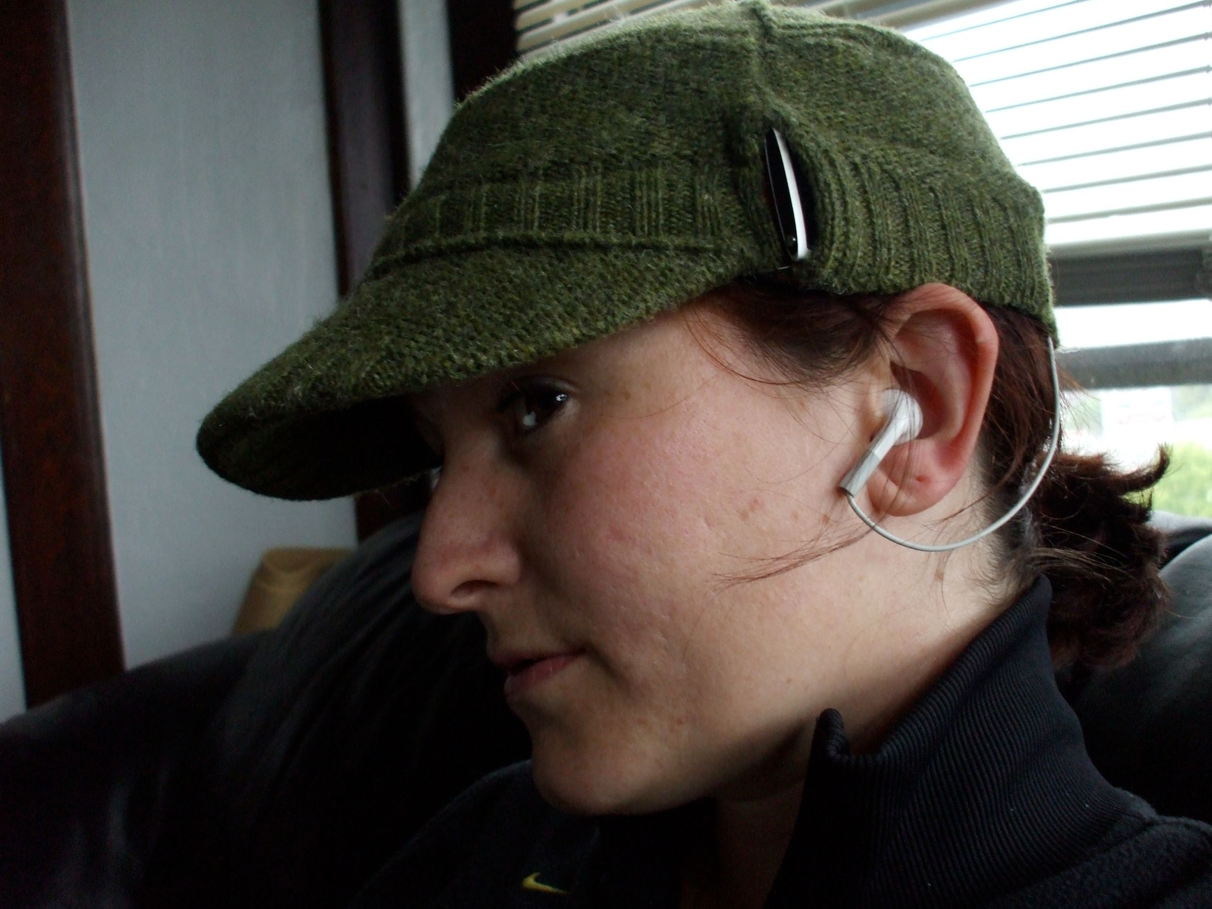 How to Make an IPod Hat : 11 Steps (with Pictures) - Instructables