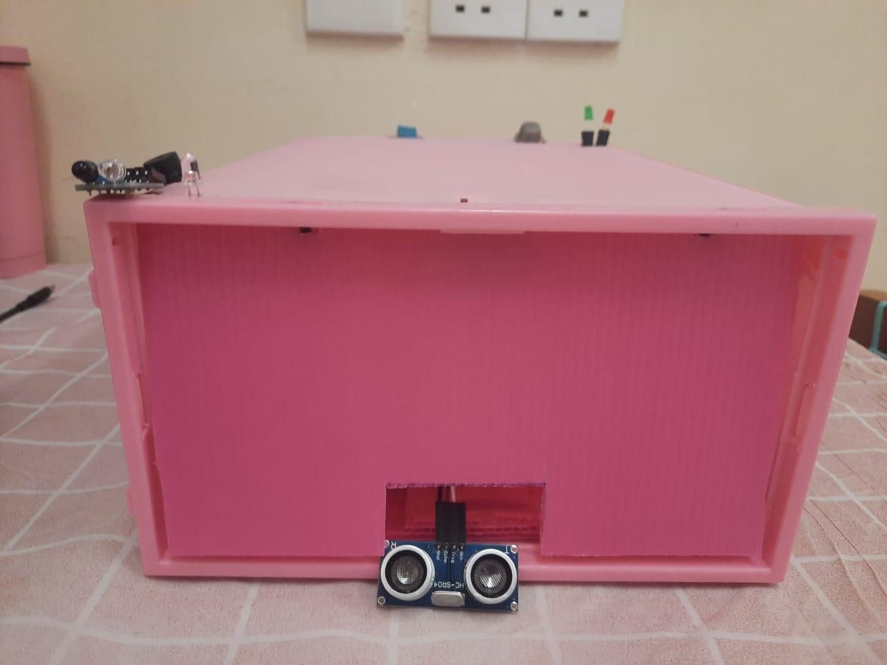 SMART FOOD CONTAINER MONITORING SYSTEM (SFCMS) : 7 Steps - Instructables