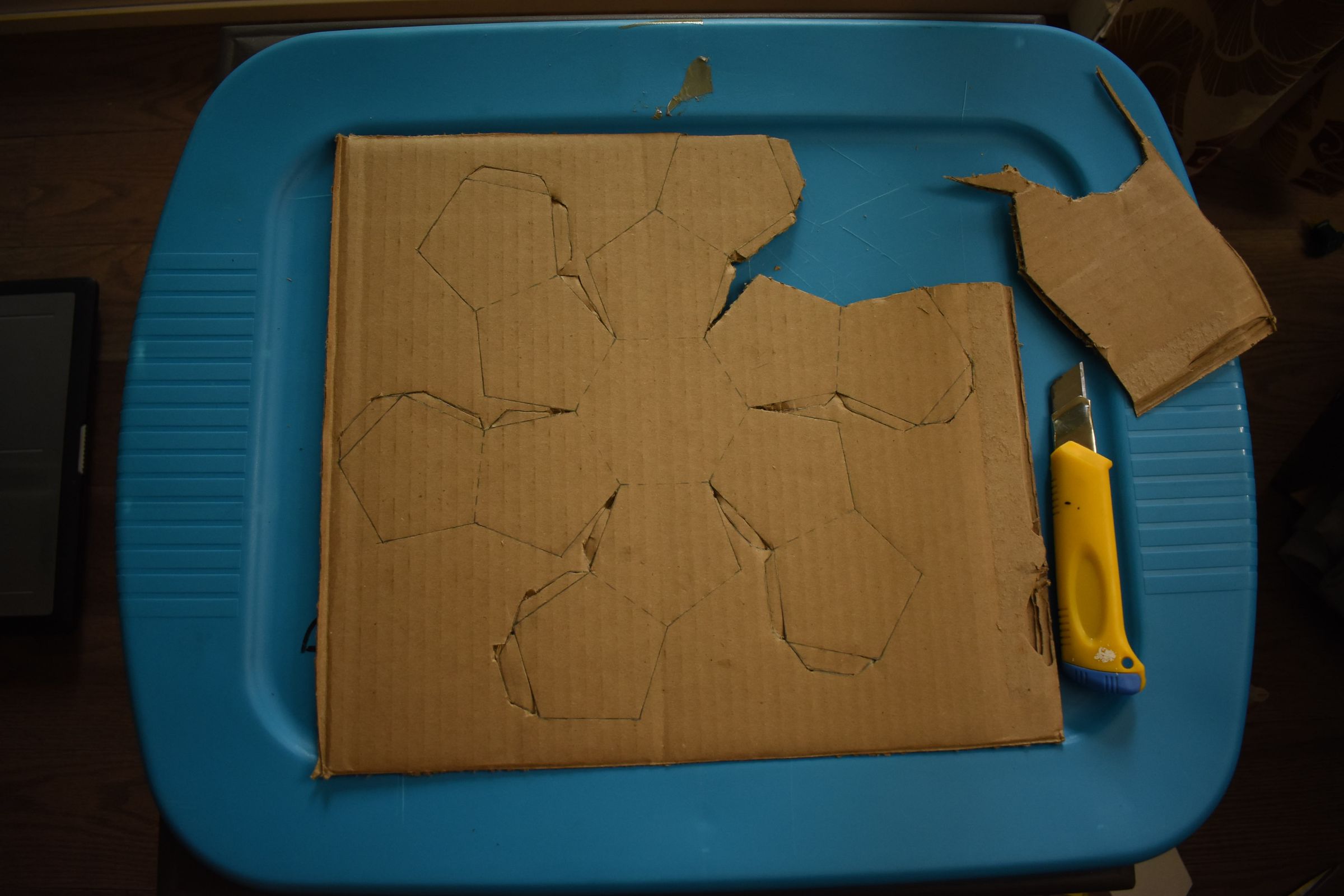 Modern Geometric [Cardboard] Planter : 8 Steps (with Pictures ...