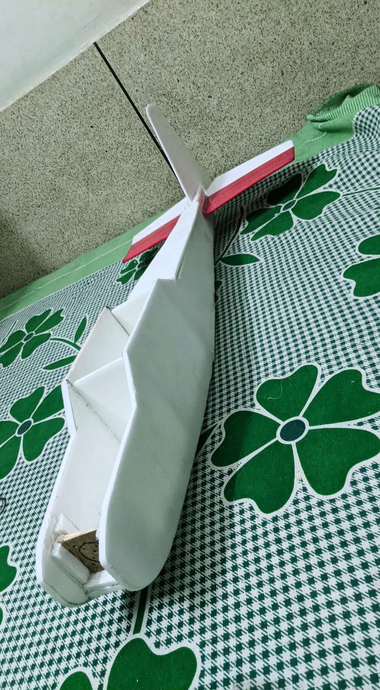 How to Make a RC Trainer Airplane : 9 Steps (with Pictures) - Instructables