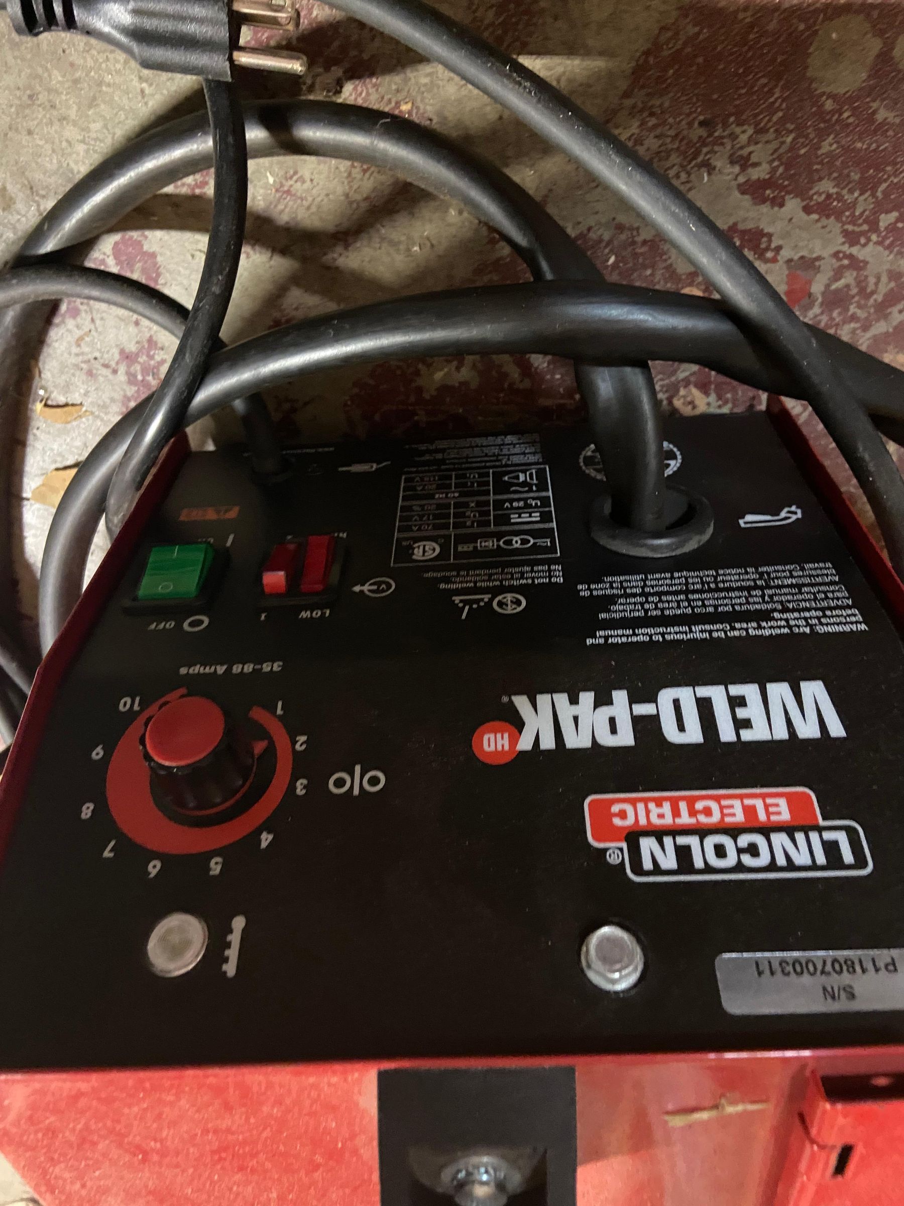 Rustic/Industrial Log Table : 12 Steps (with Pictures) - Instructables