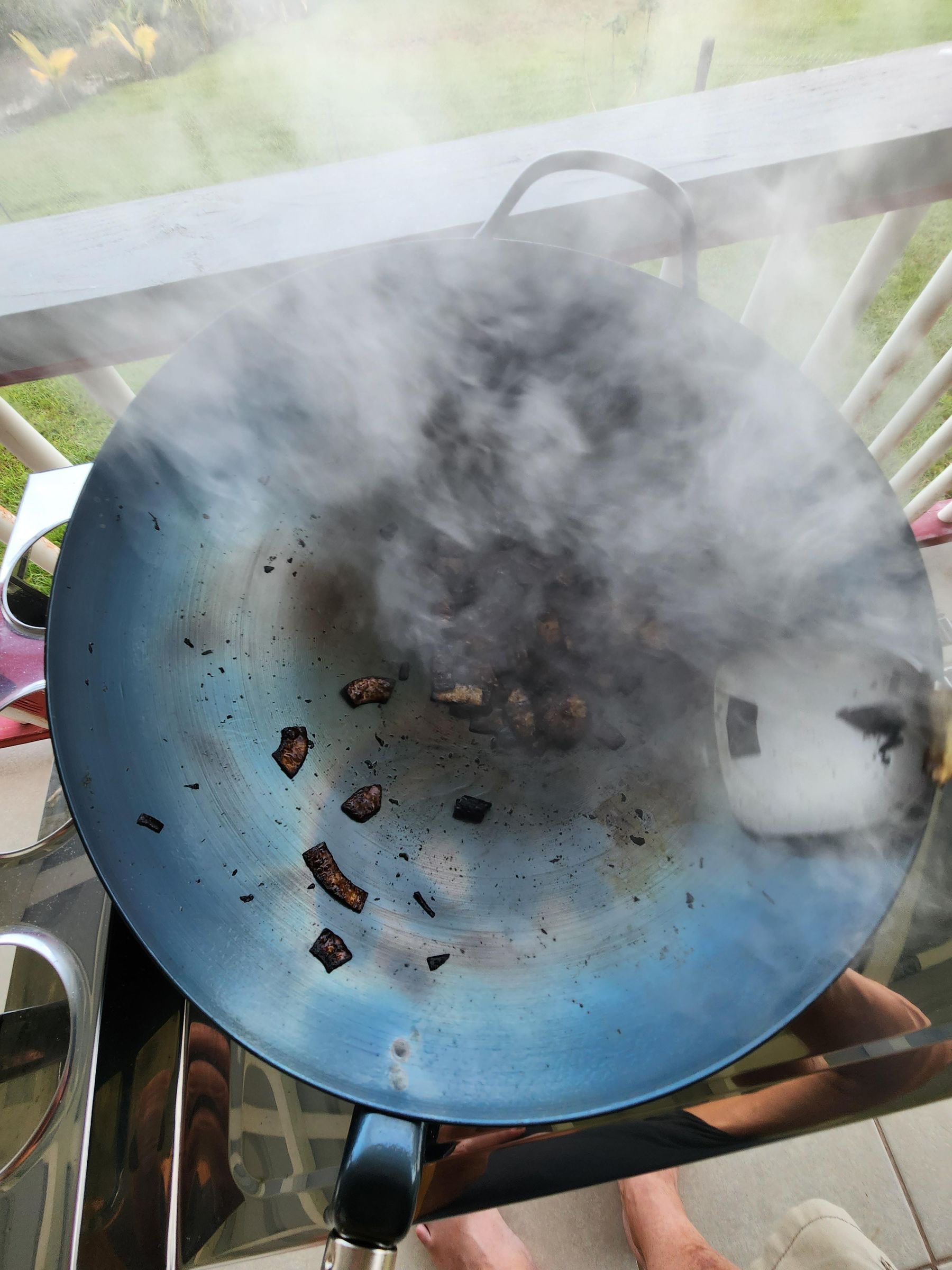 How to Season a Carbon Steel Wok (The Best Way) : 6 Steps (with ...