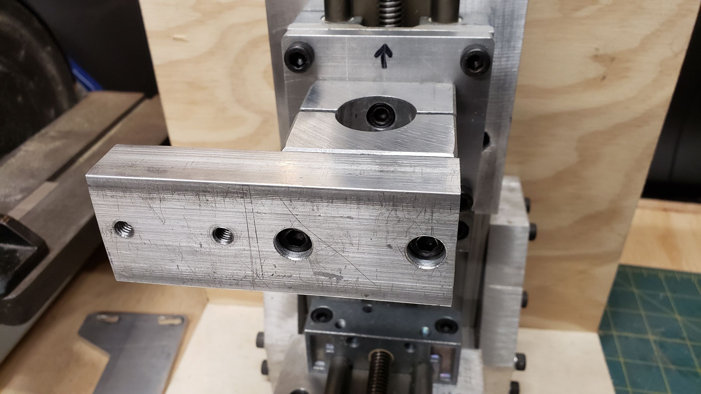 Benchtop Micro Milling Machine : 7 Steps (with Pictures) - Instructables