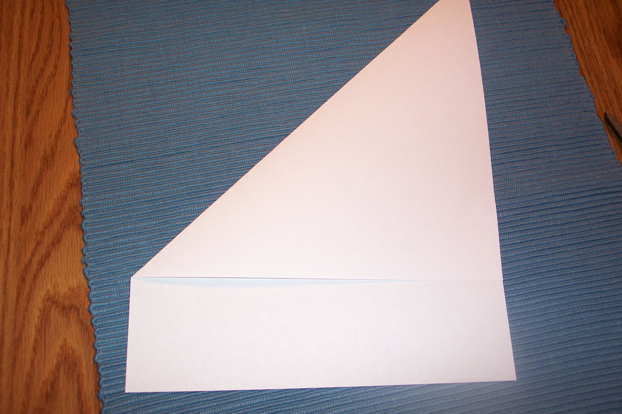 Paper Airplane Tips : 5 Steps - Instructables