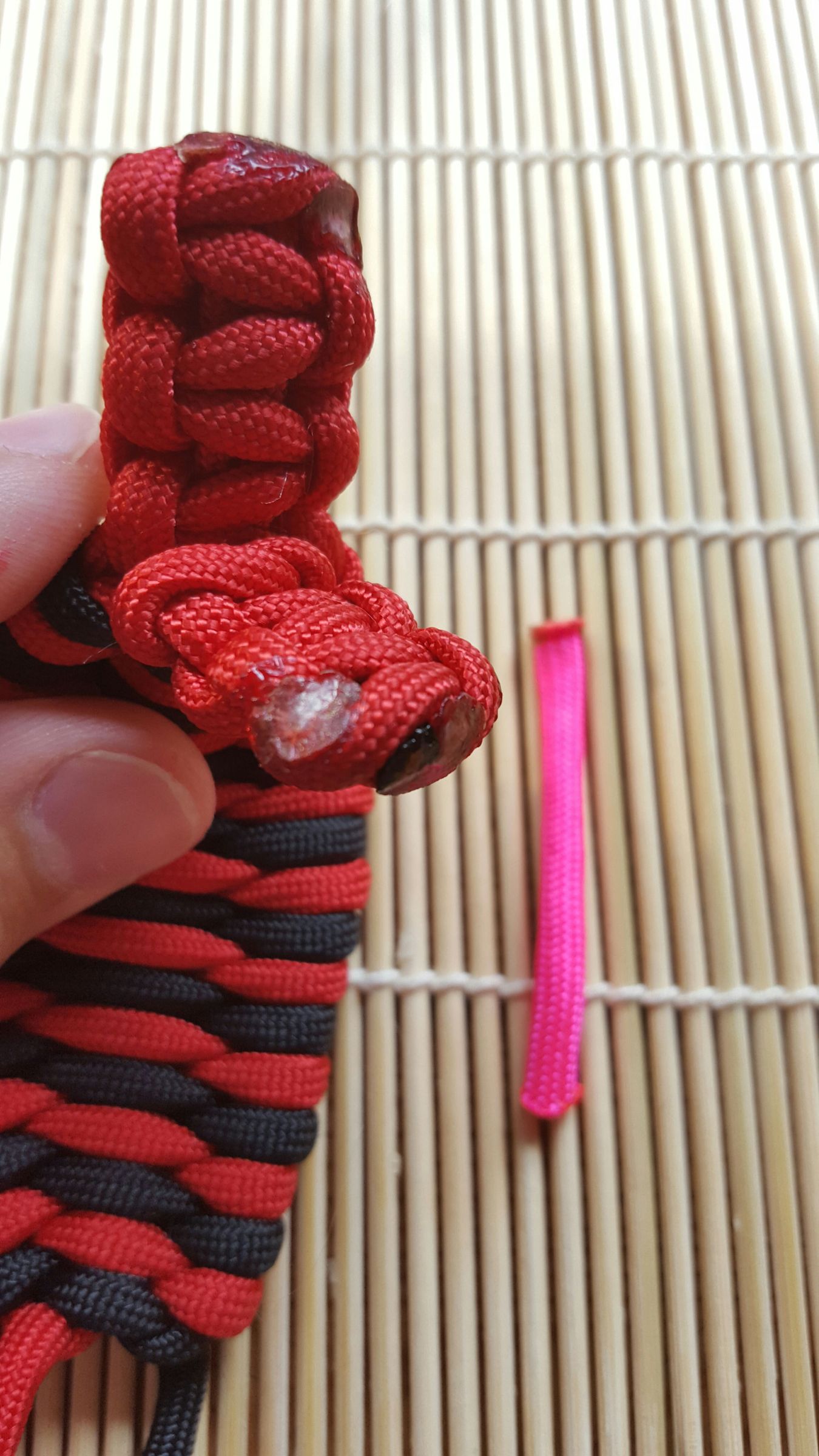 Paracord Snake : 10 Steps (with Pictures) - Instructables