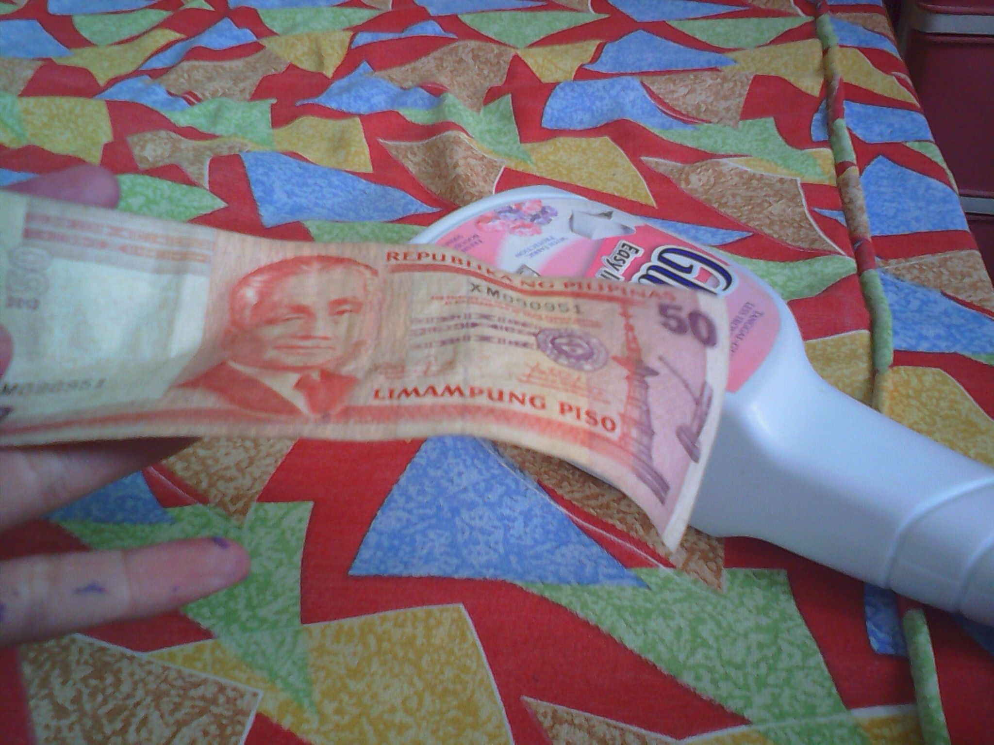 Fixing Crumple Money : 8 Steps - Instructables