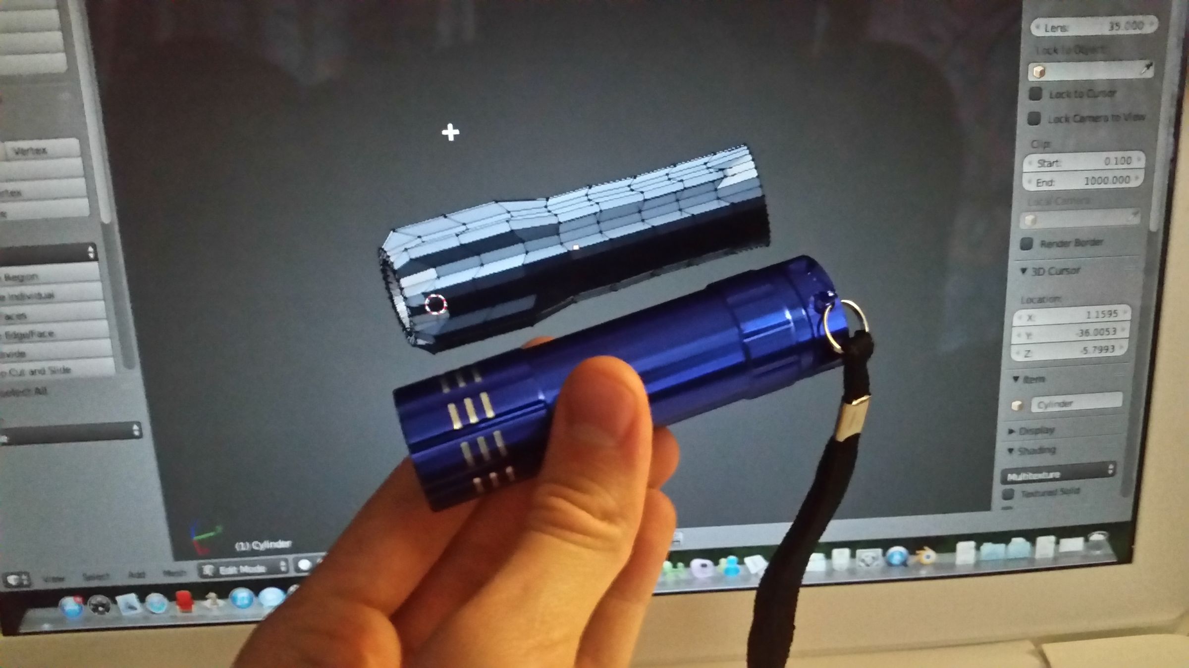 Designing a 3D Printable Flashlight Body in Blender : 13 Steps (with ...