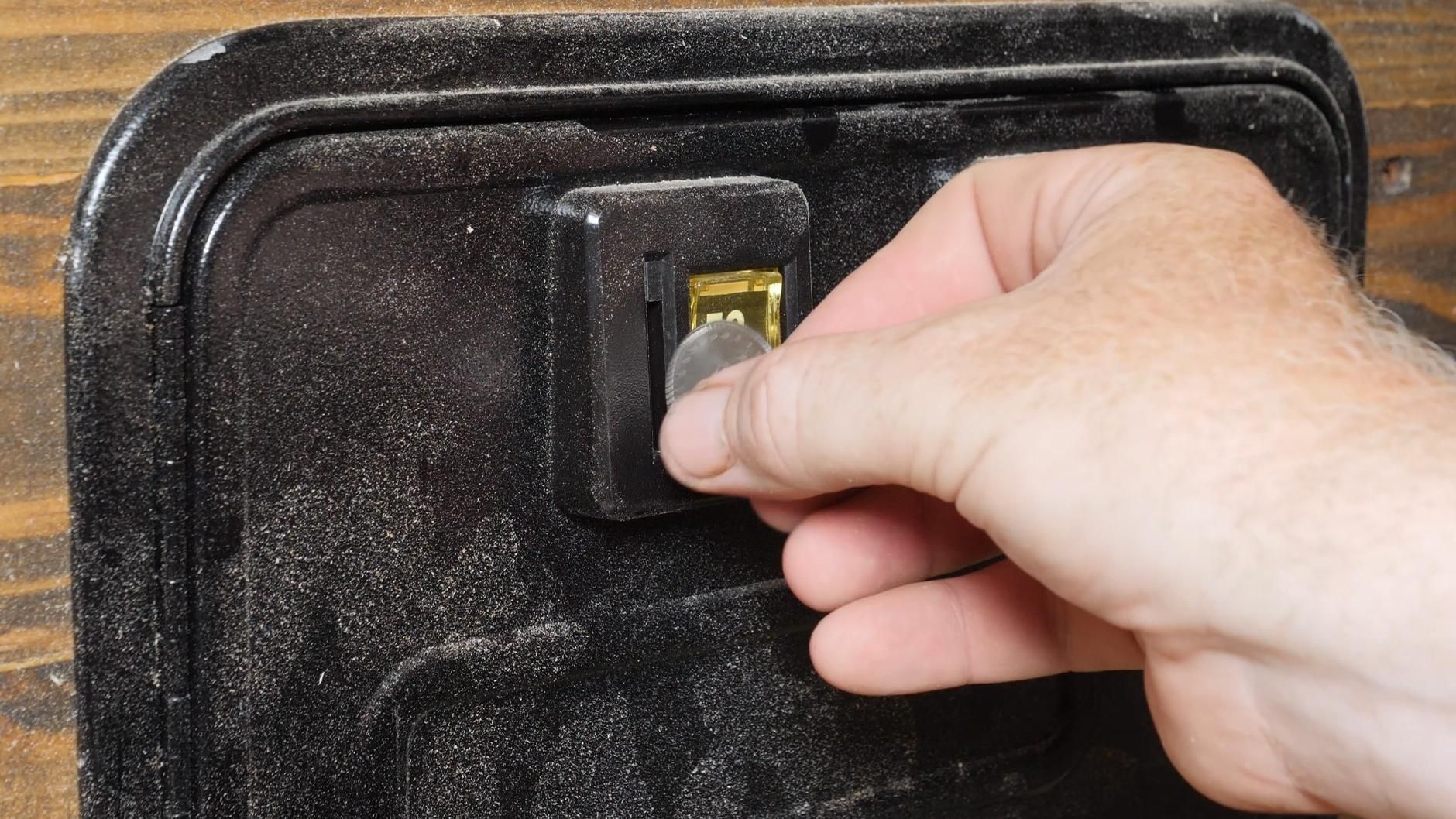 Arcade Machine for the Lounge Room - From a Pile of Old Pallets : 16 ...