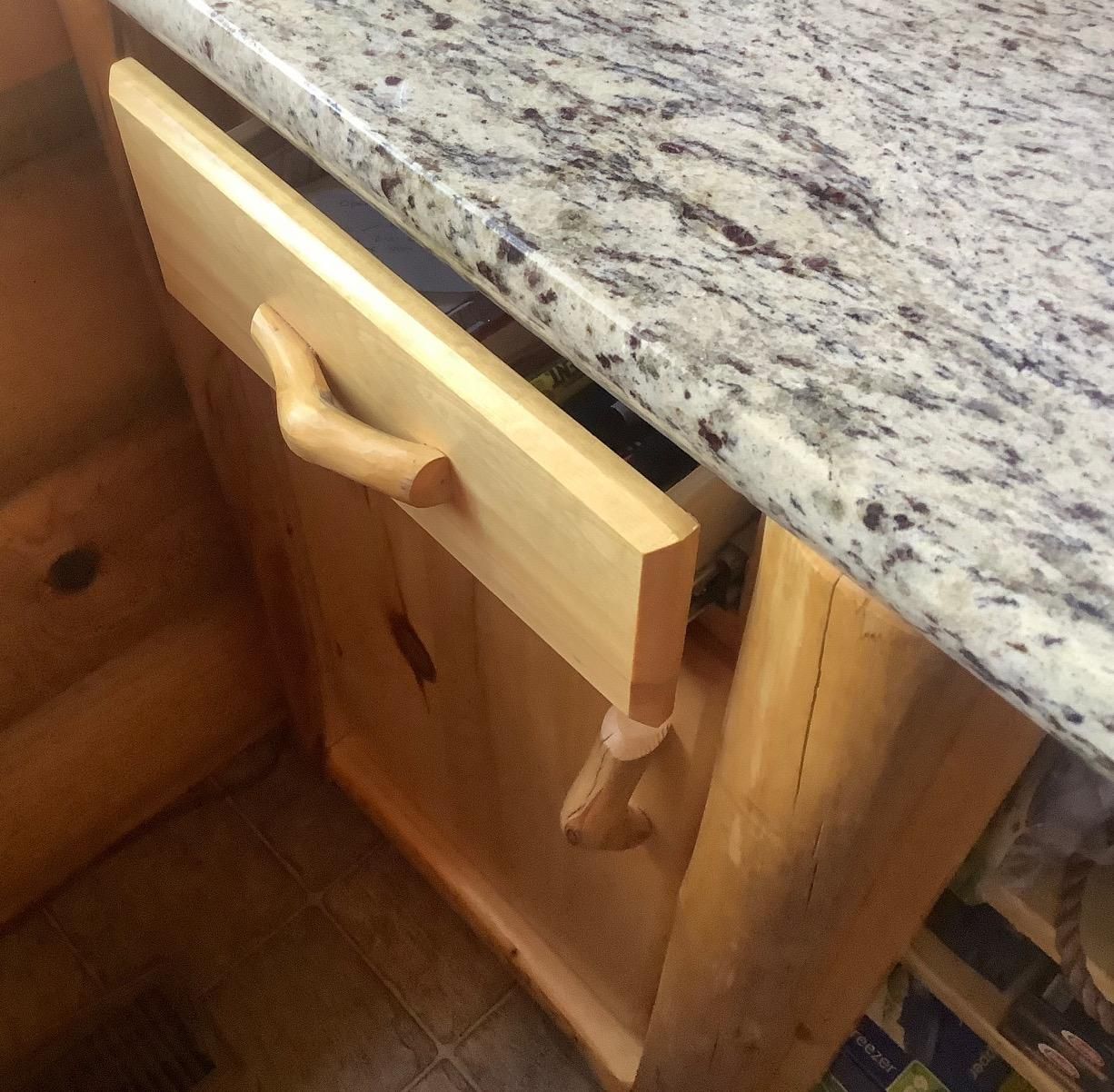 Sticky Magnet Drawer Repair : 3 Steps (with Pictures) - Instructables