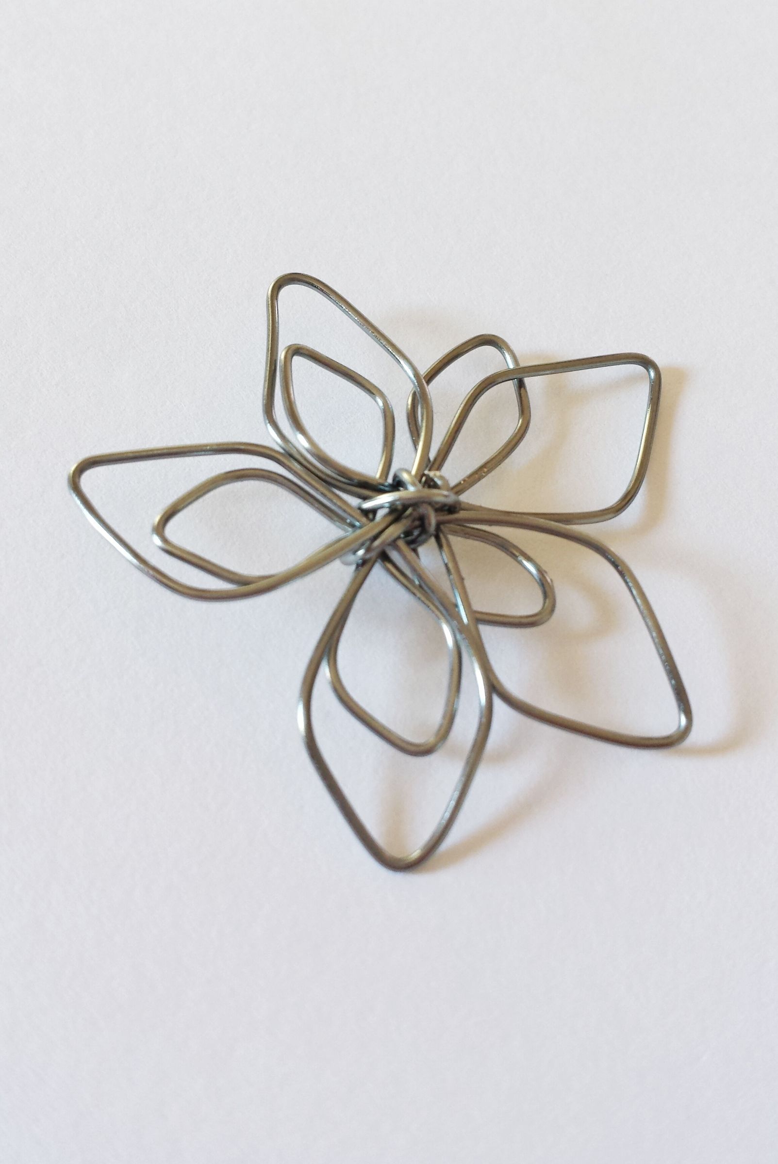 Wire Flower Necklace : 10 Steps (with Pictures) - Instructables