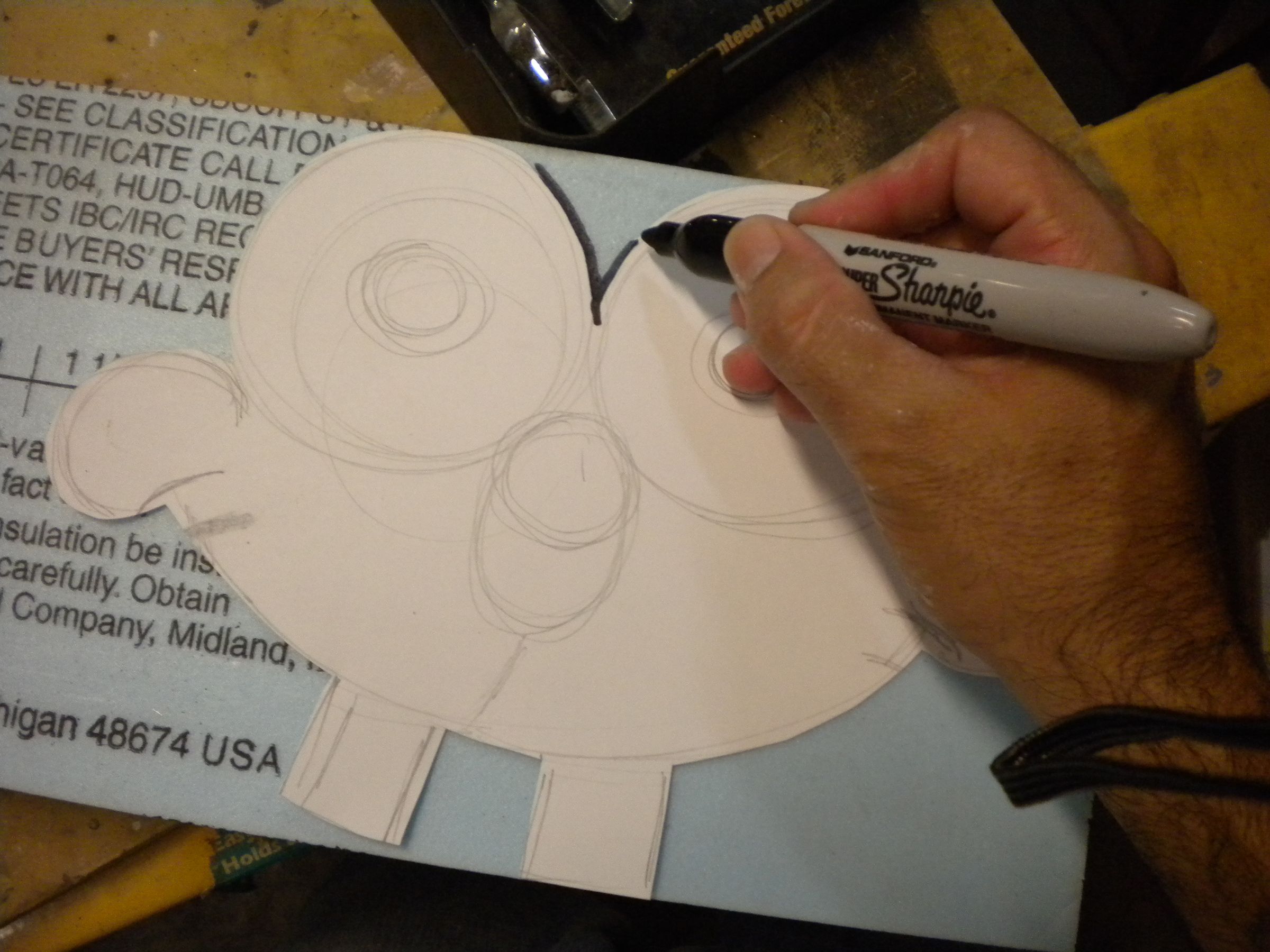 Spongebob Squarepants Pinata : 10 Steps (with Pictures) - Instructables