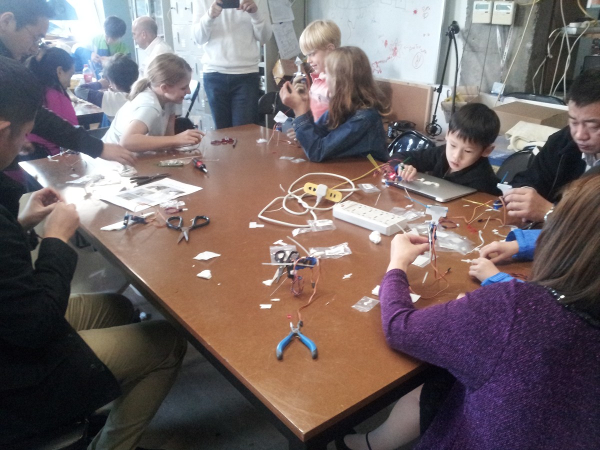 Insect Bot Mini : 12 Steps - Instructables