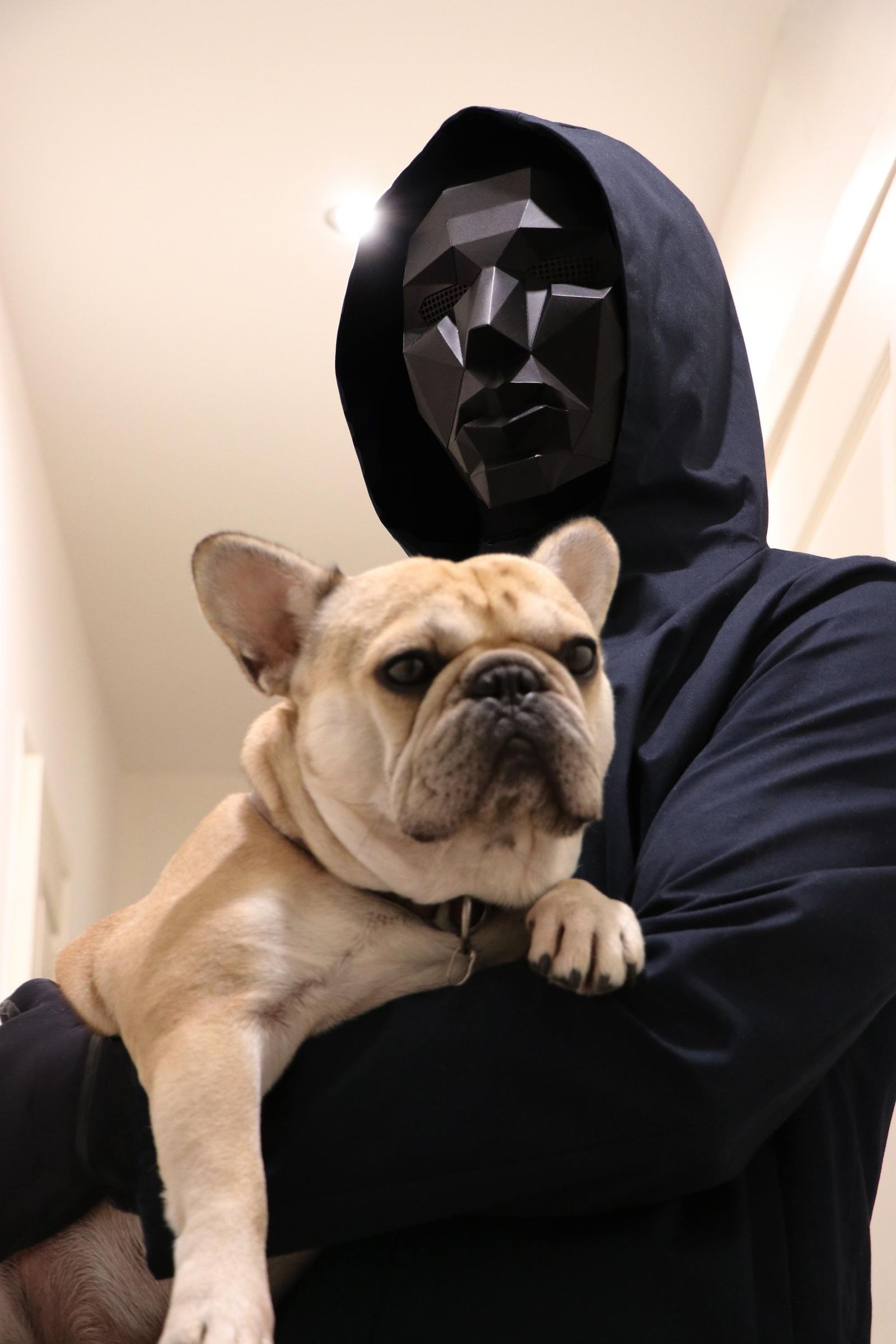 Papercraft Squid Game Frontman Mask for Halloween : 9 Steps (with ...