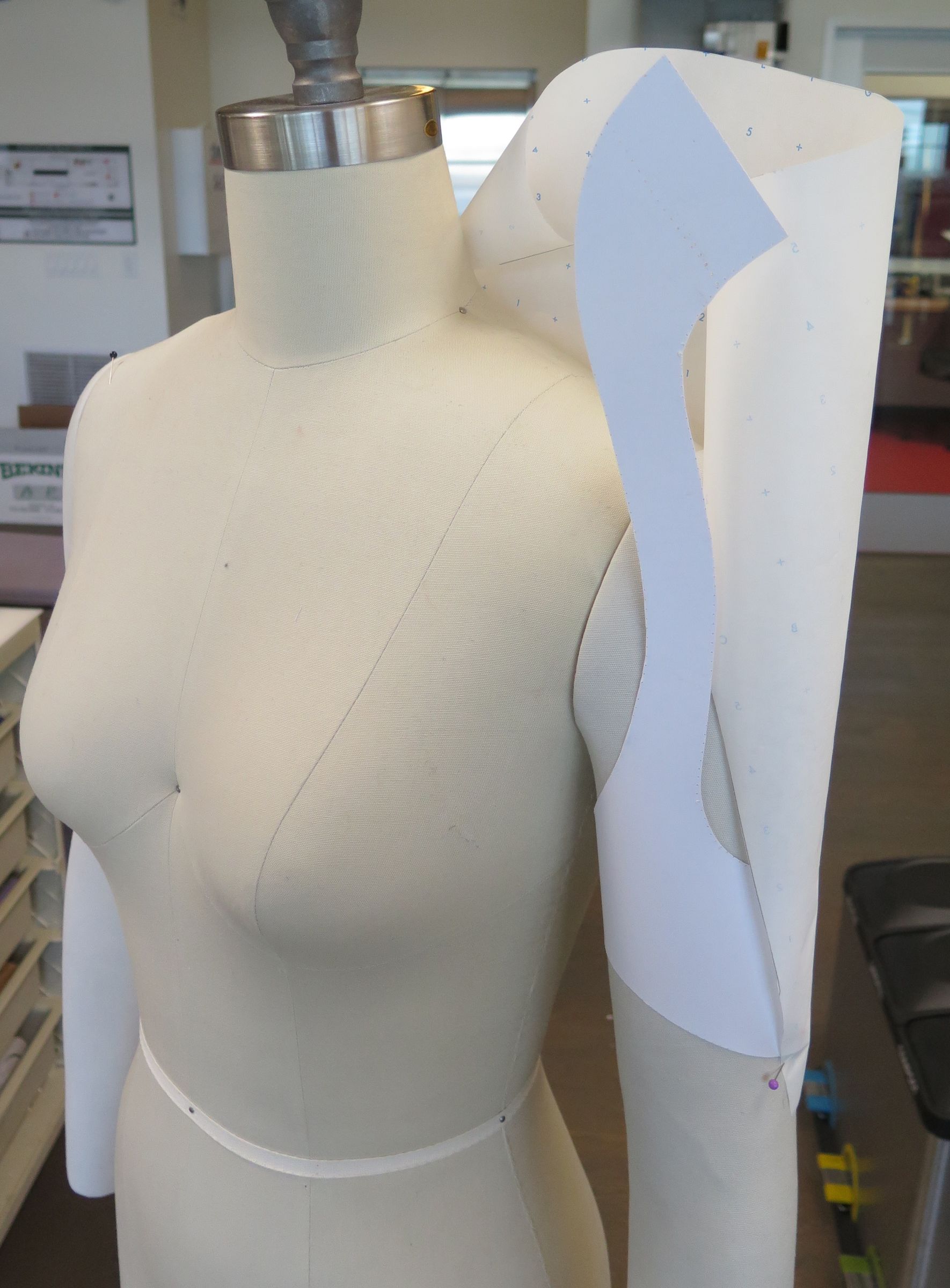 Leather Cyber Goth Shoulder Armor : 9 Steps (with Pictures) - Instructables