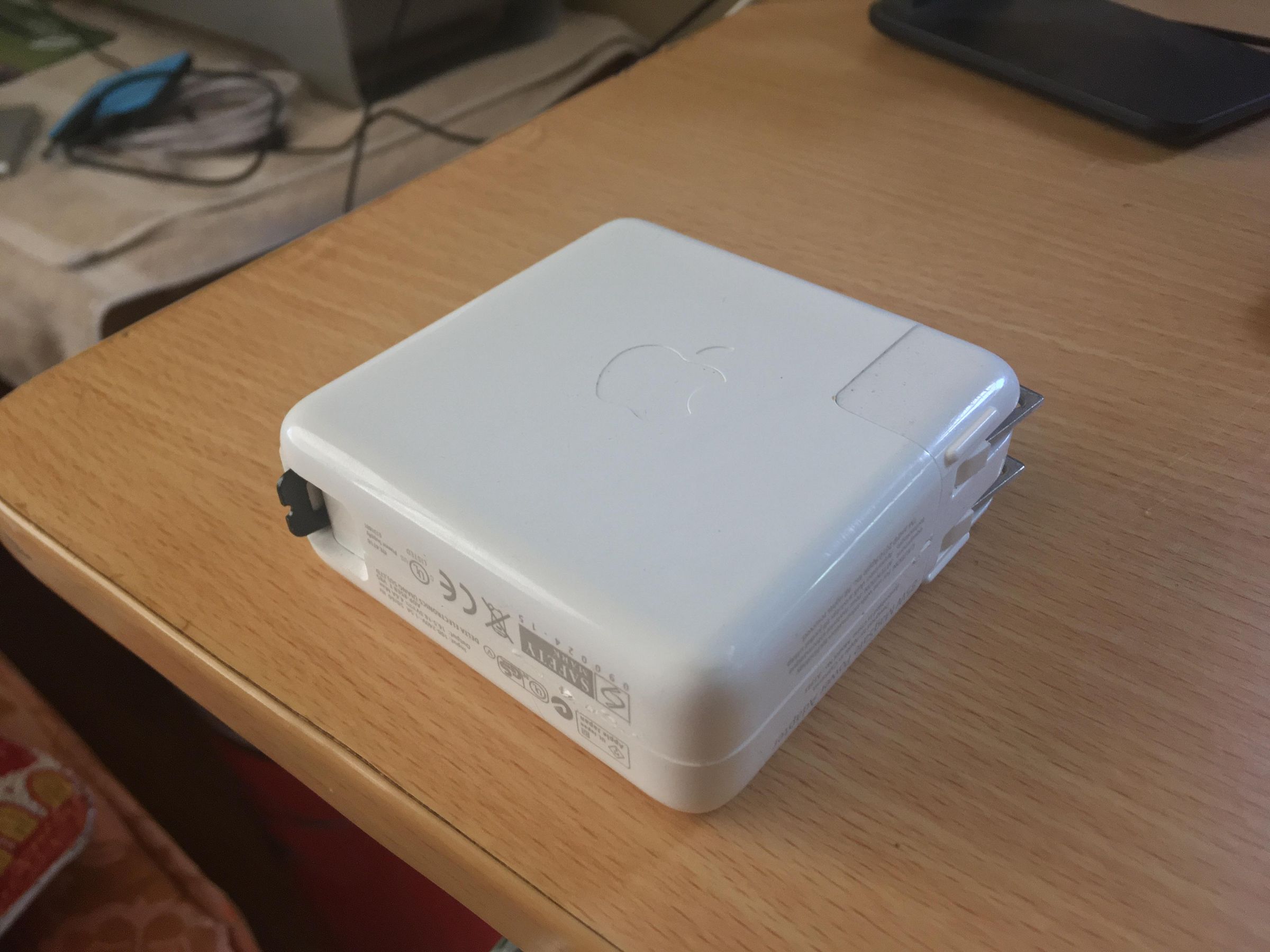 Apple Power Brick to Tape Measure Mod : 9 Steps (with Pictures ...