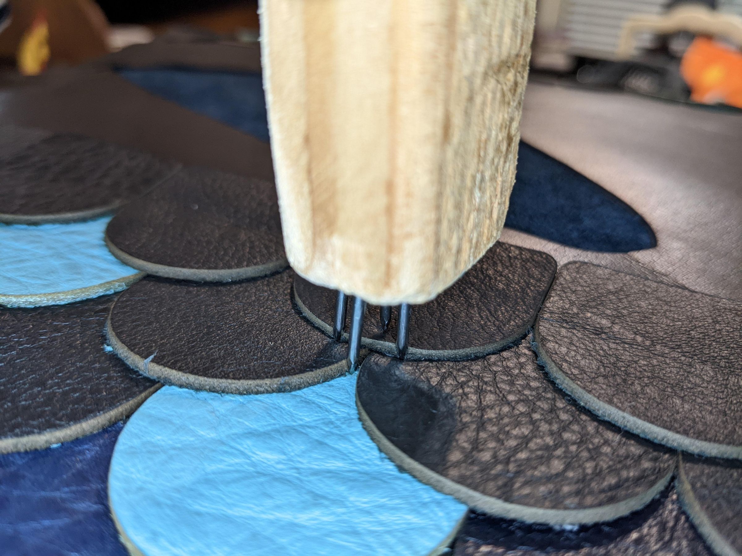 Scrap Leather Scales : 6 Steps (with Pictures) - Instructables
