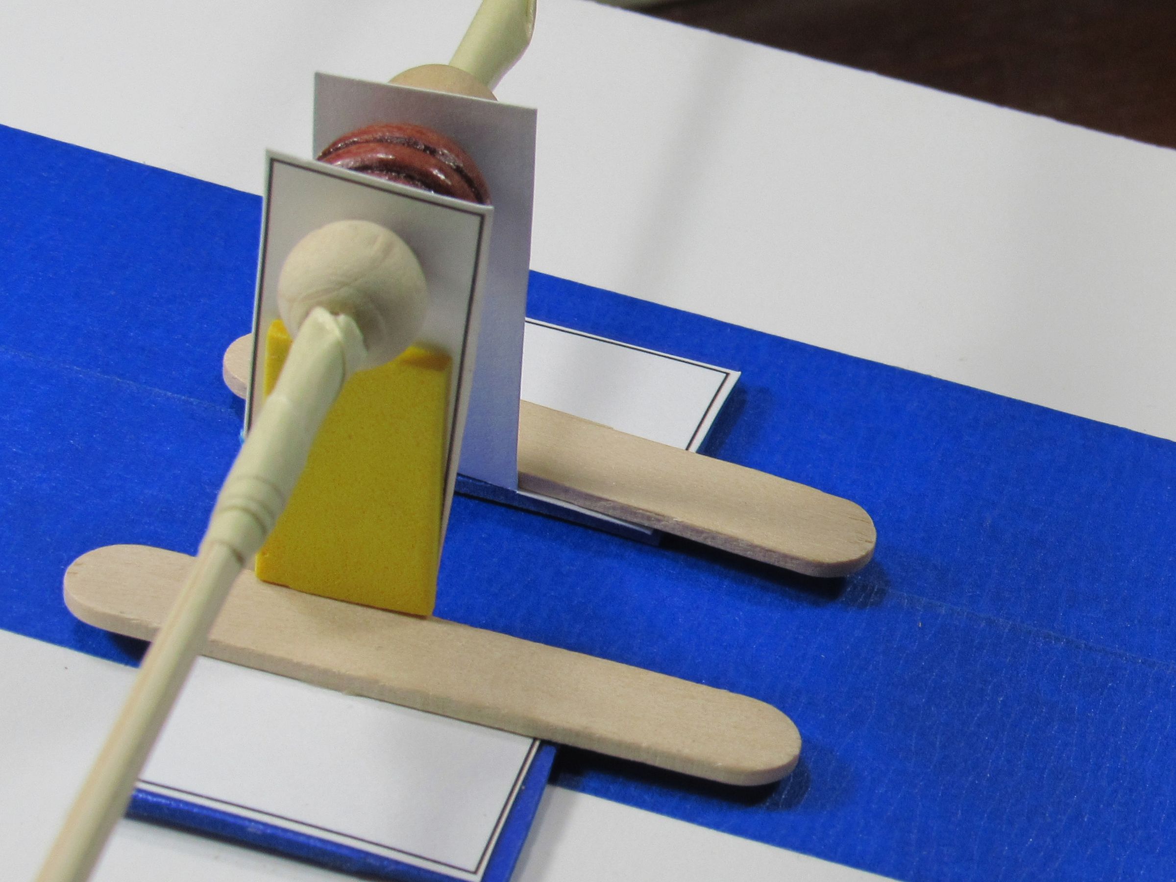 Gravity-Powered Robot Walker : 4 Steps (with Pictures) - Instructables