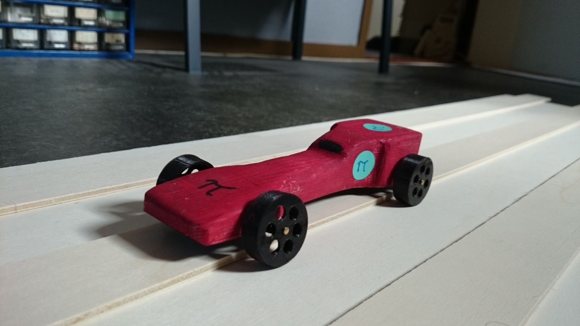 Pinewood Derby Race : 11 Steps (with Pictures) - Instructables
