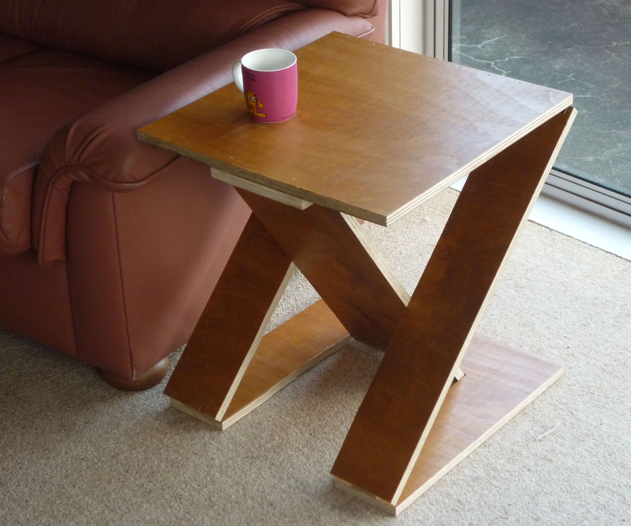 Collapsible Z-Shaped Side Table : 7 Steps (with Pictures) - Instructables