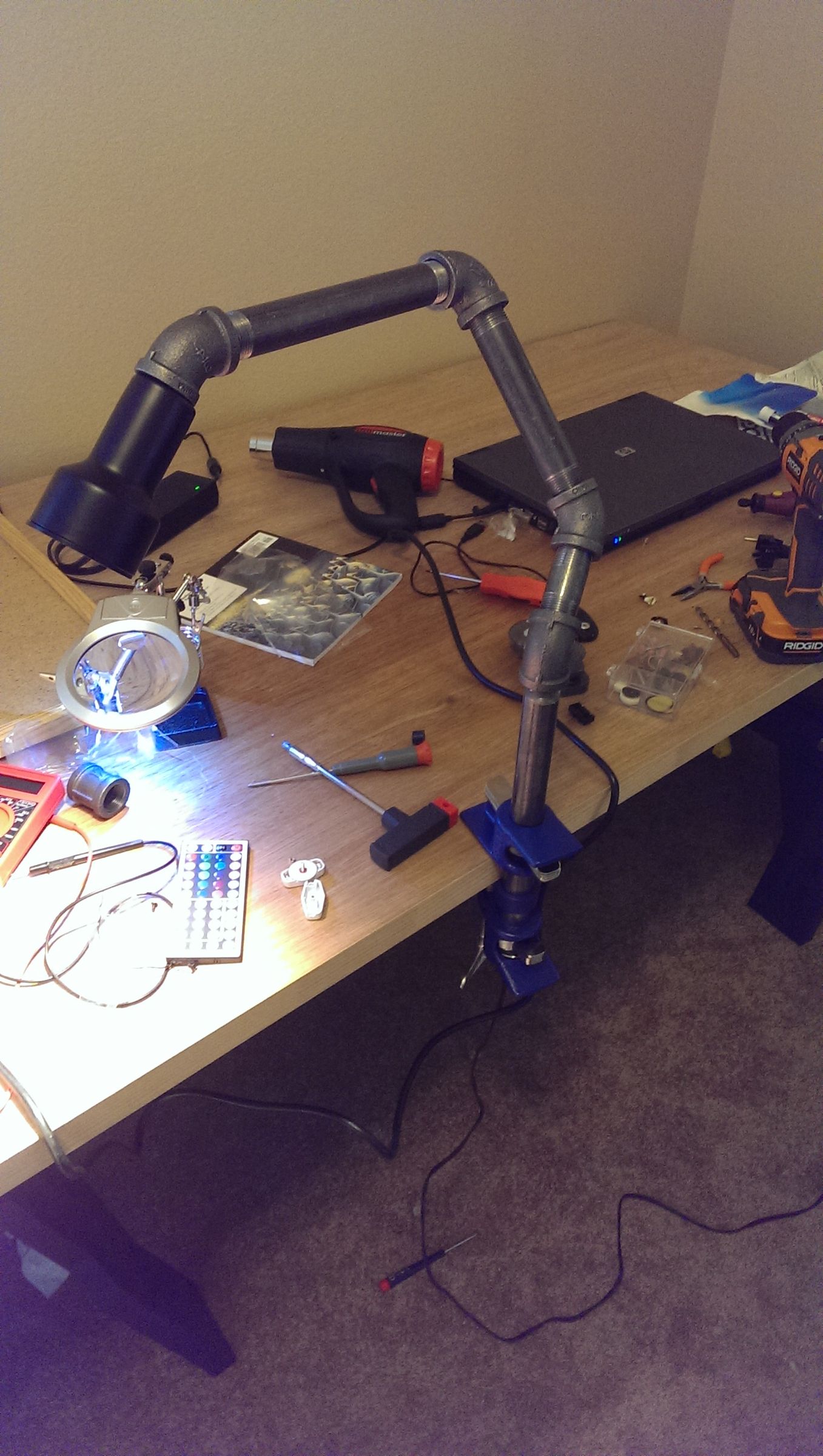 Desk Clamp Lamp : 10 Steps (with Pictures) - Instructables